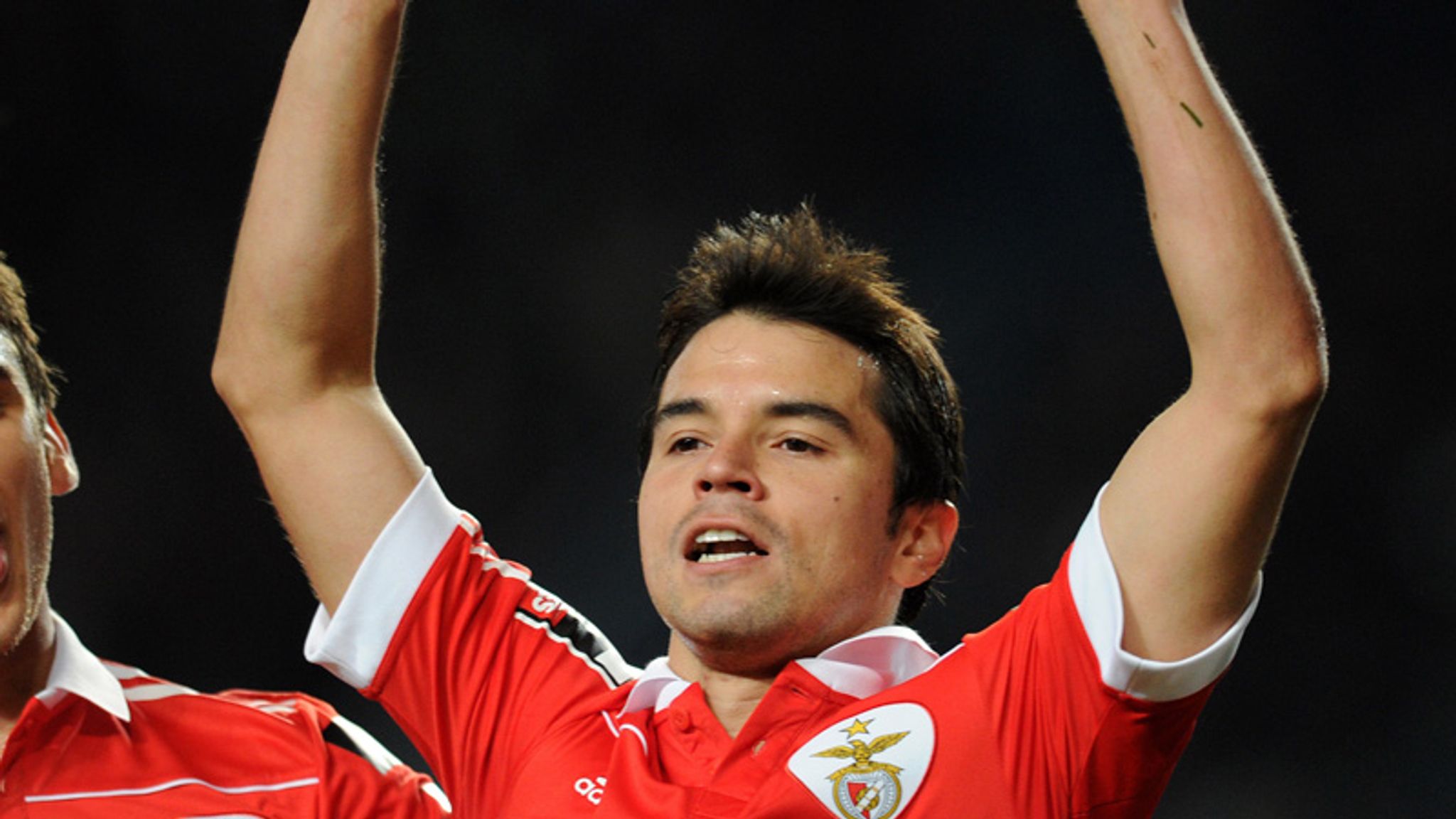 Saviola joins Malaga | Football News | Sky Sports
