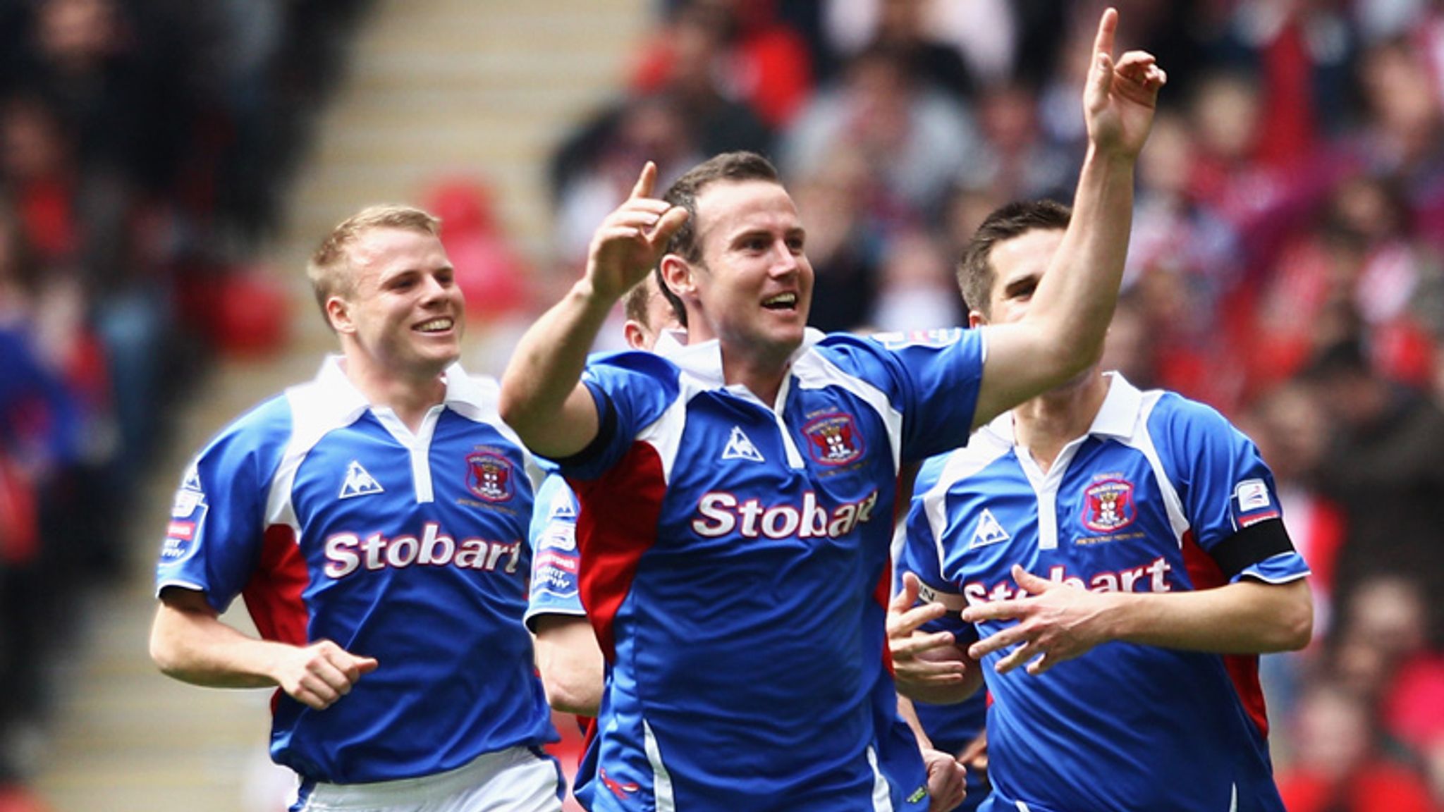 Murphy strike seals JPT win | Football News | Sky Sports
