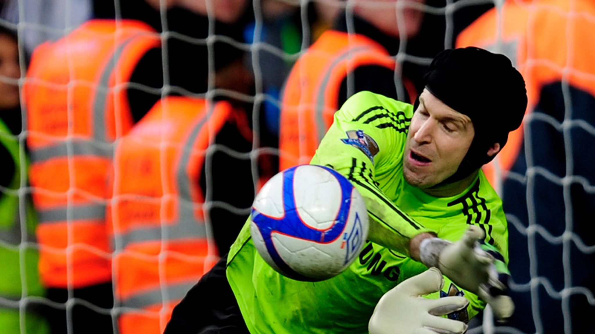 Minor injury setback for Cech | Football News | Sky Sports