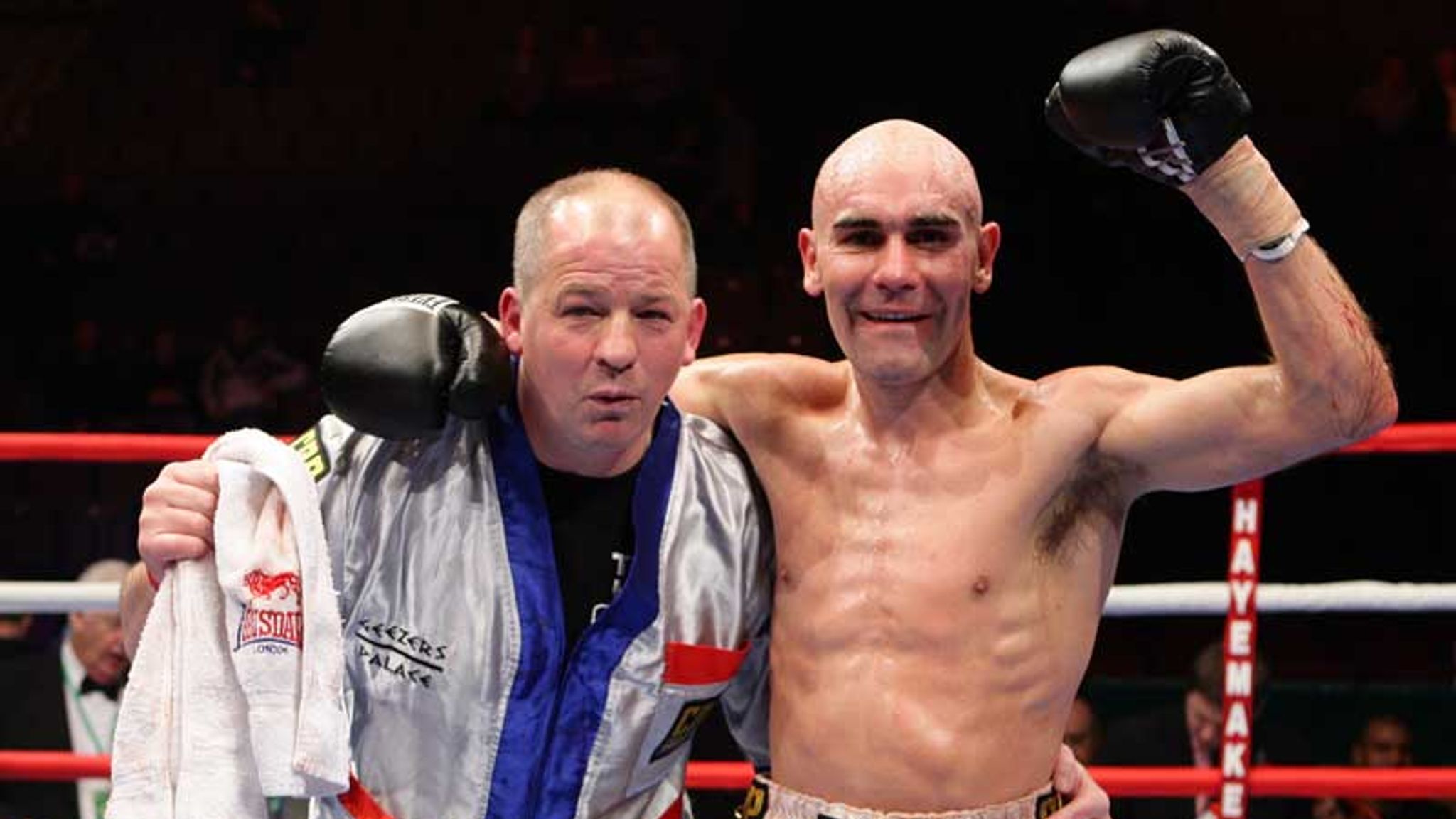 Stuey steps it up | Boxing News | Sky Sports