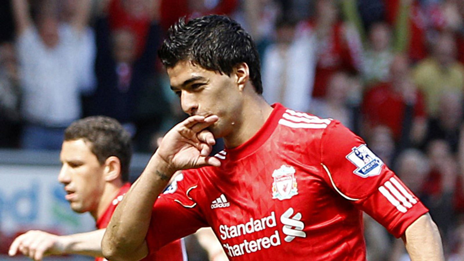 Suarez sets title blueprint | Football News | Sky Sports