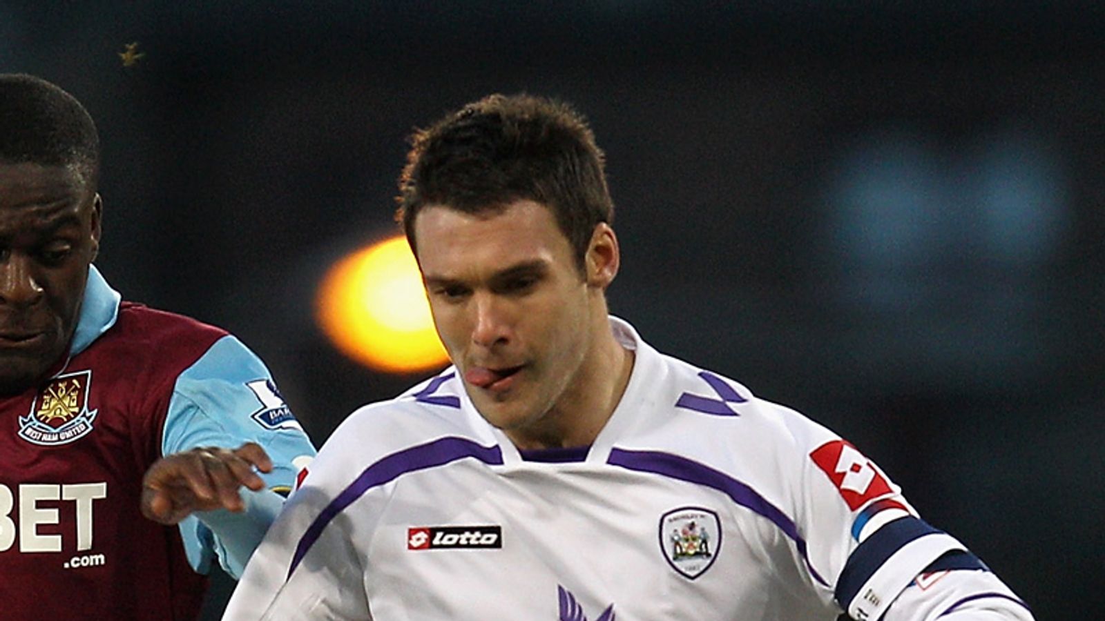 New Rams bid for Shackell | Football News | Sky Sports