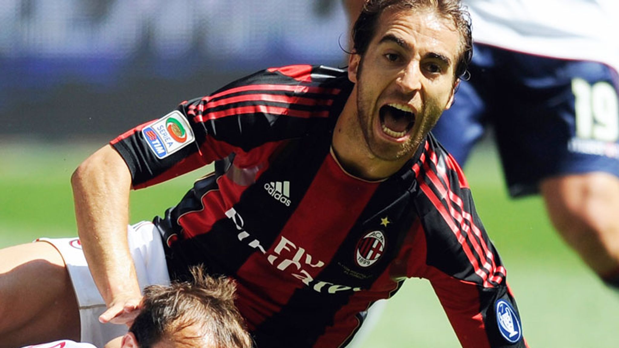 Milan free Flamini | Football News | Sky Sports