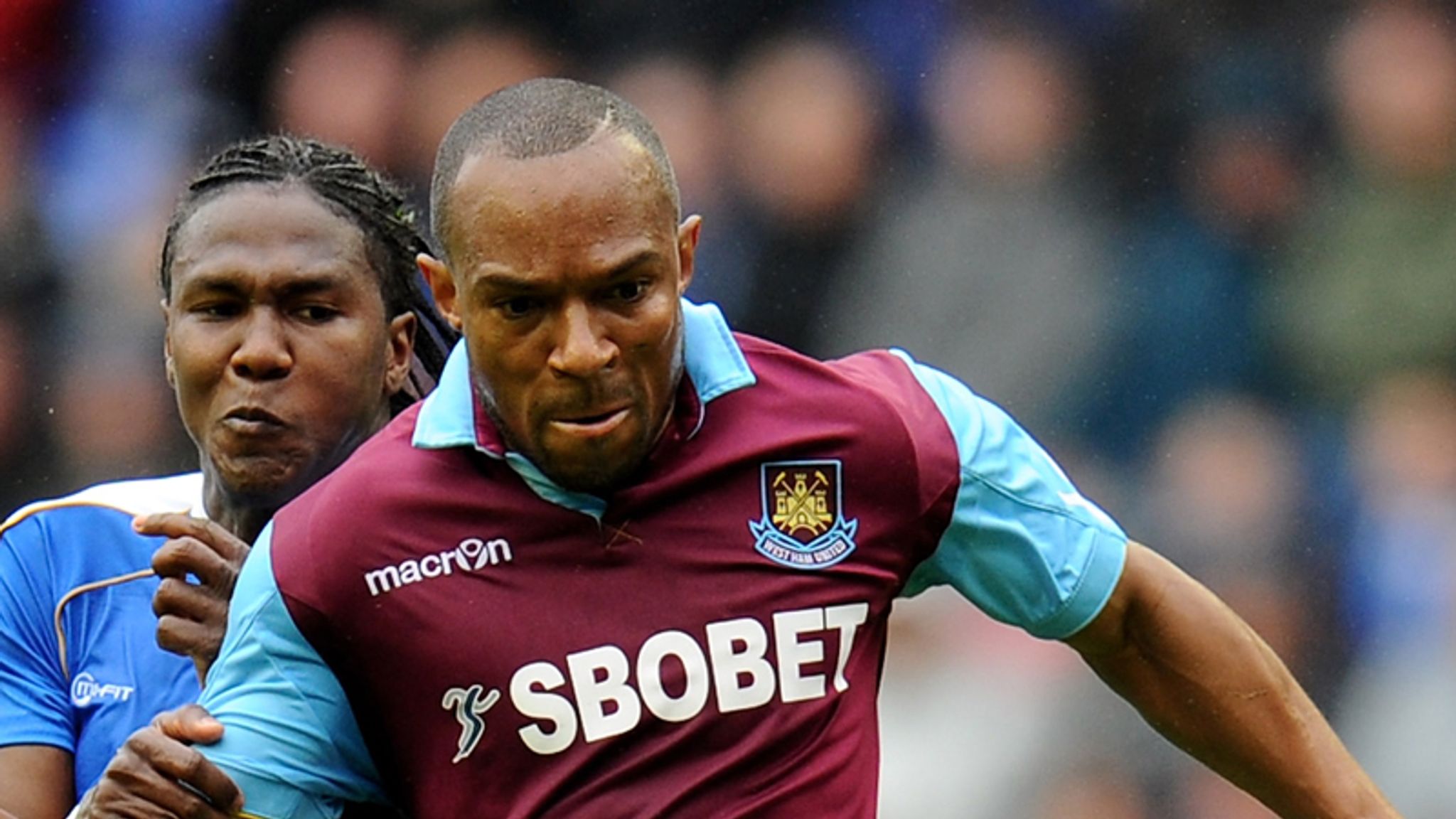 Rangers deal in Gabbidon | Football News | Sky Sports