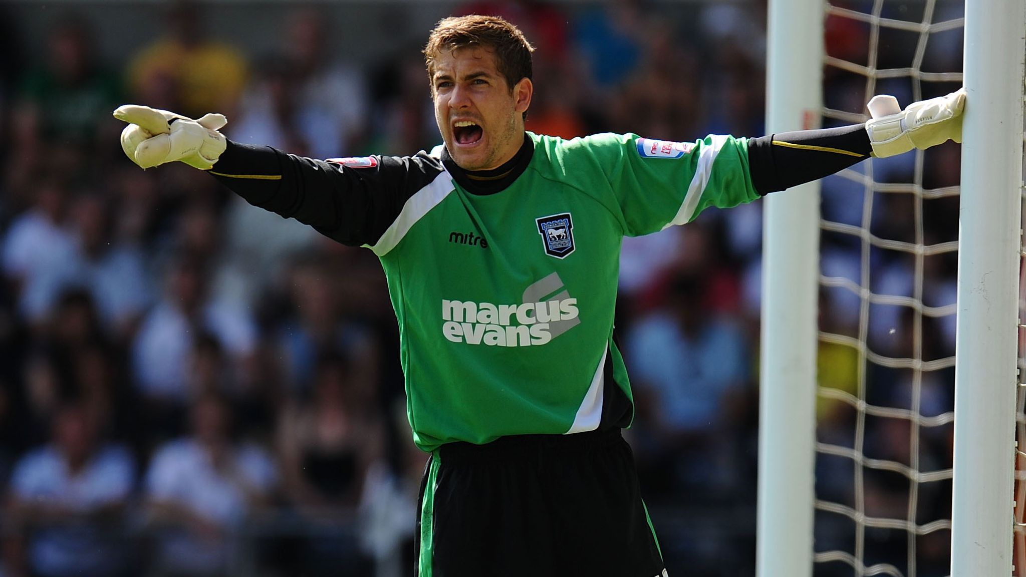 Lee-Barrett pens Town deal | Football News | Sky Sports