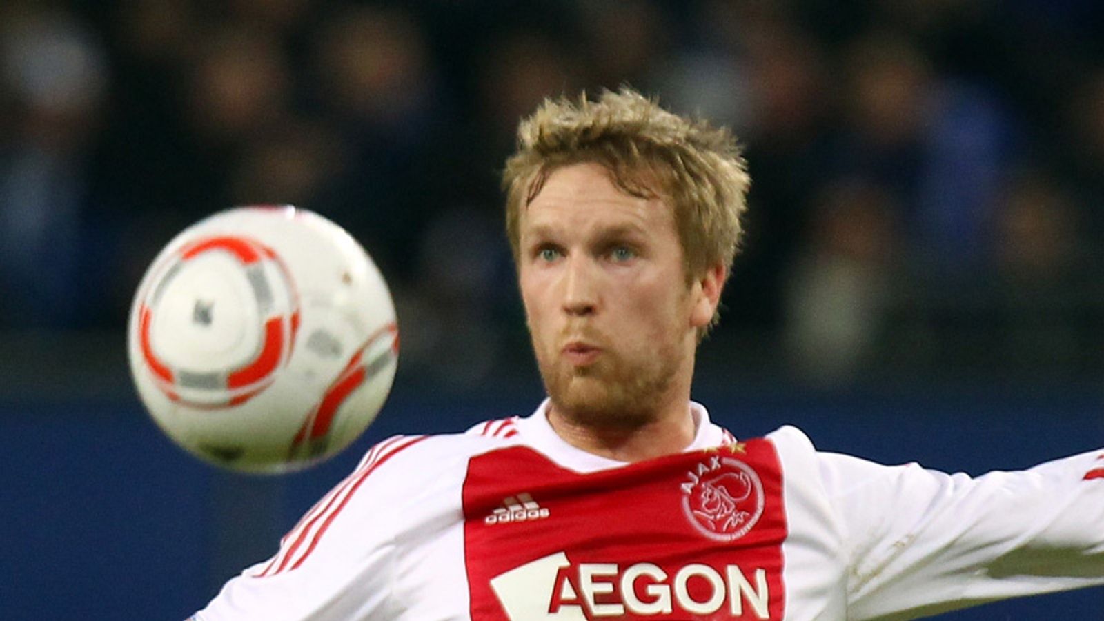 Rasnus Lindgren has completed a move back to his former club Groningen ...