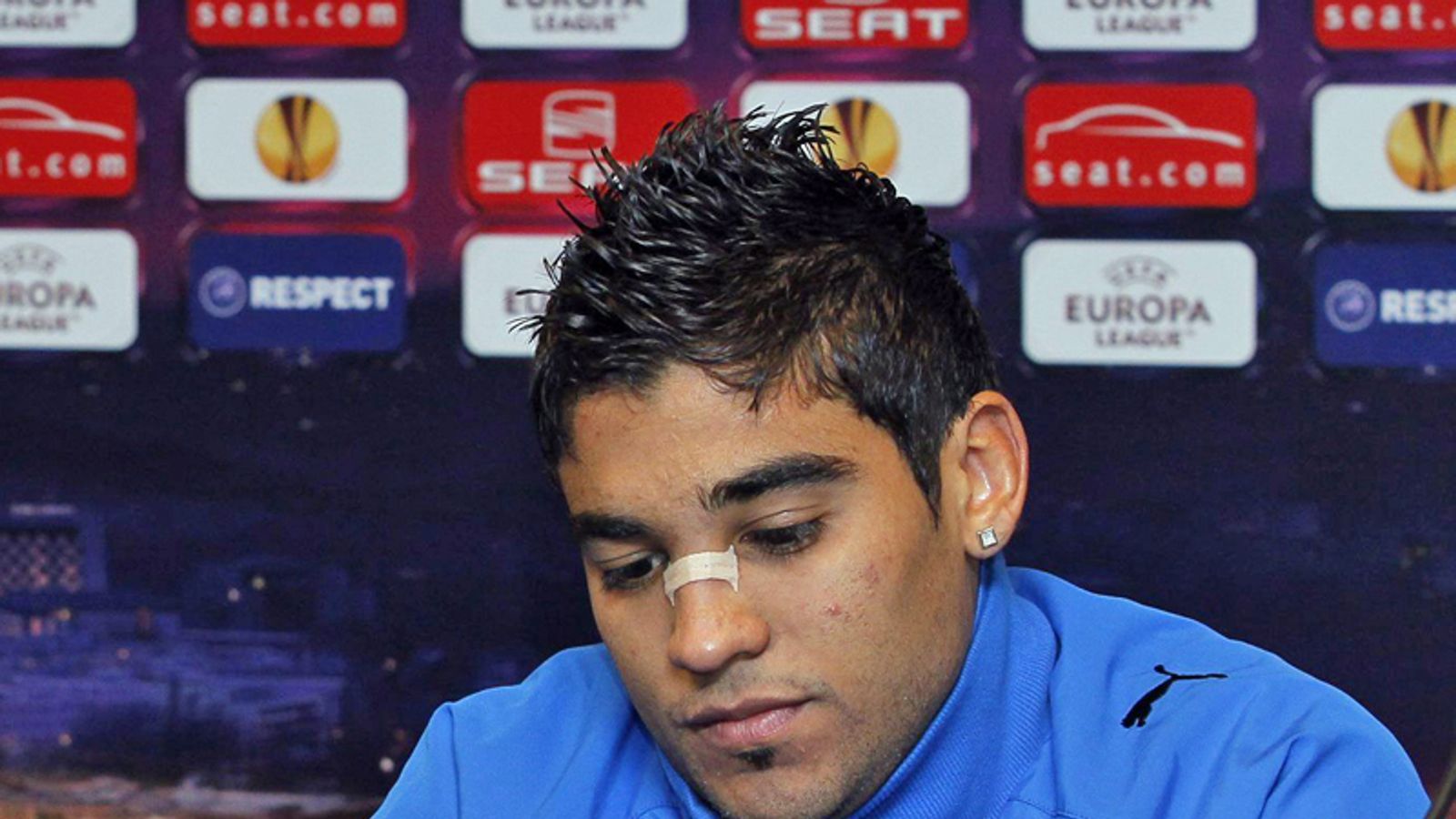 Trio tracking Vargas | Football News | Sky Sports