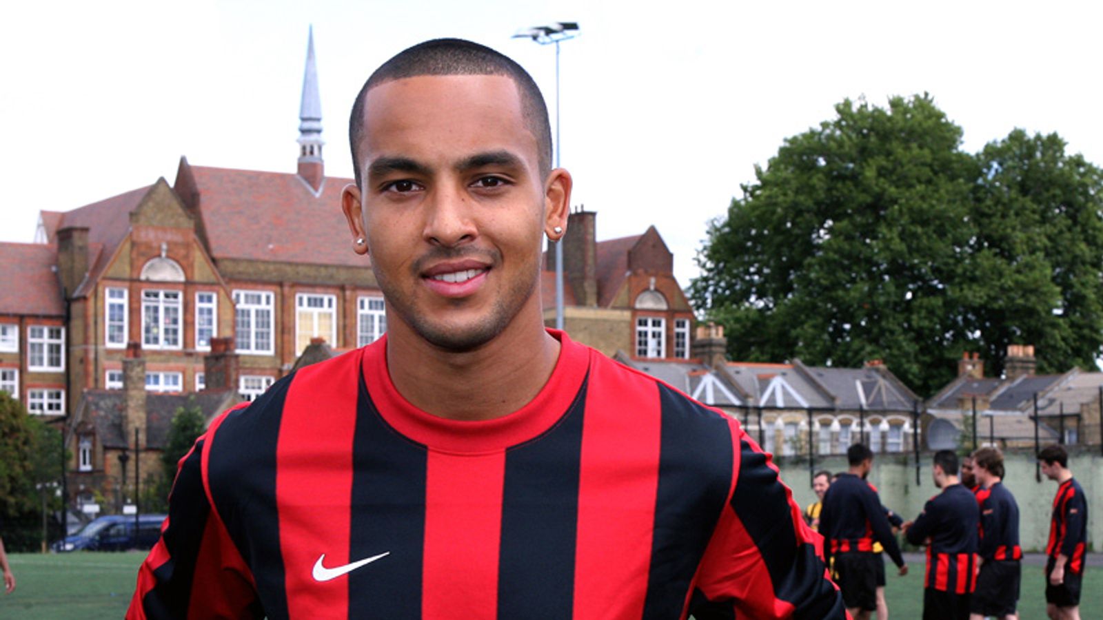 Walcott - Bigger is better | Football News | Sky Sports