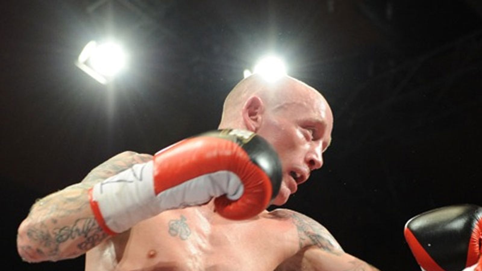 Edwards: I'll give Satchell war | Boxing News | Sky Sports