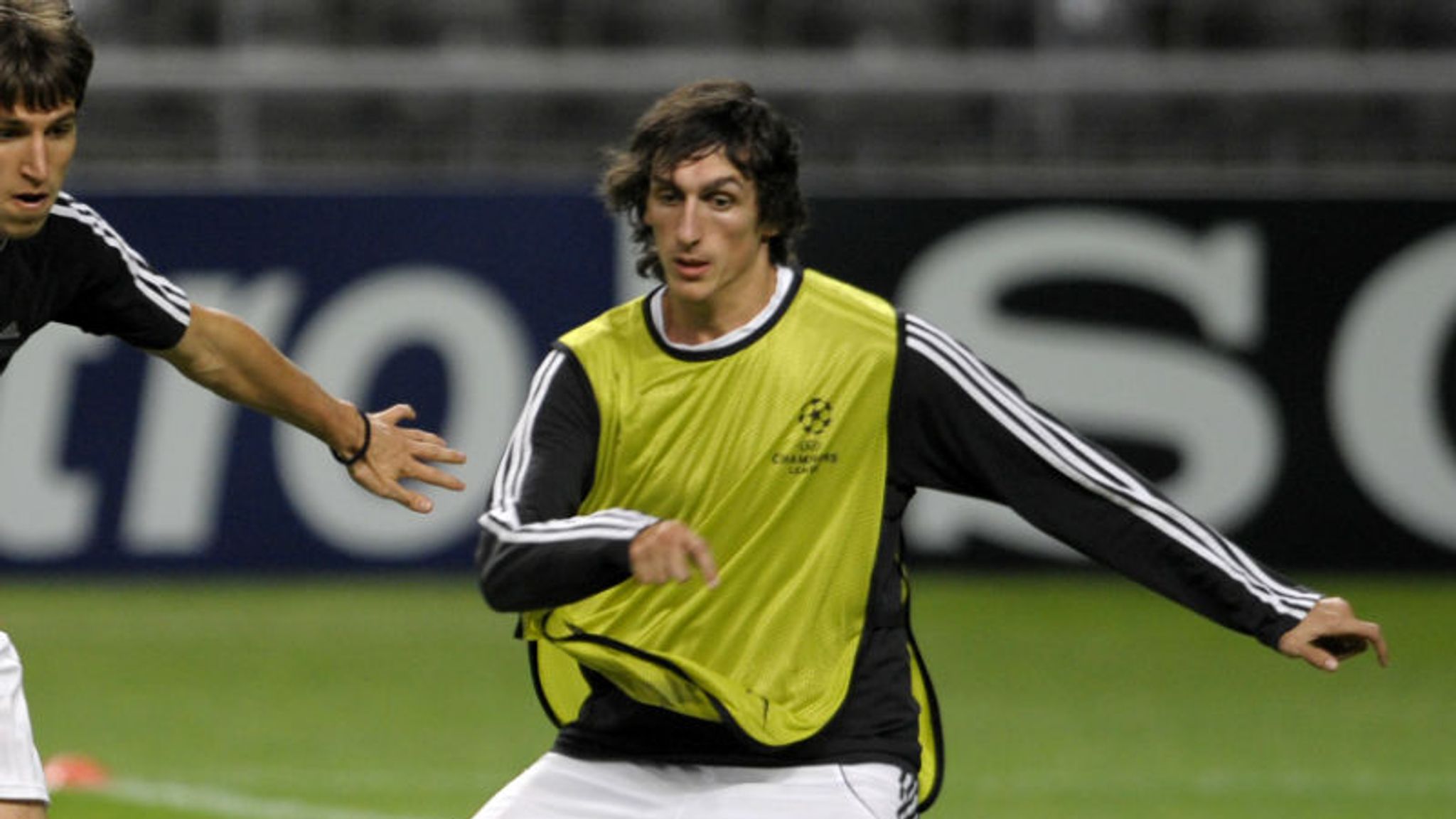 Savic signs four-year City deal | Football News | Sky Sports