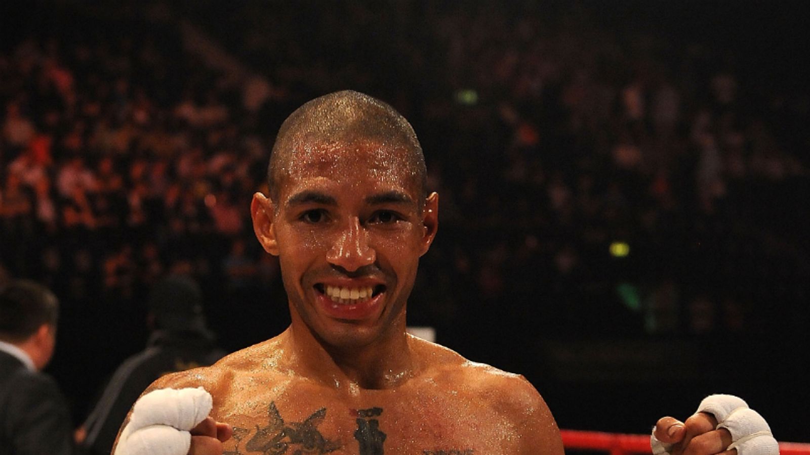 Theophane retains title | Boxing News | Sky Sports