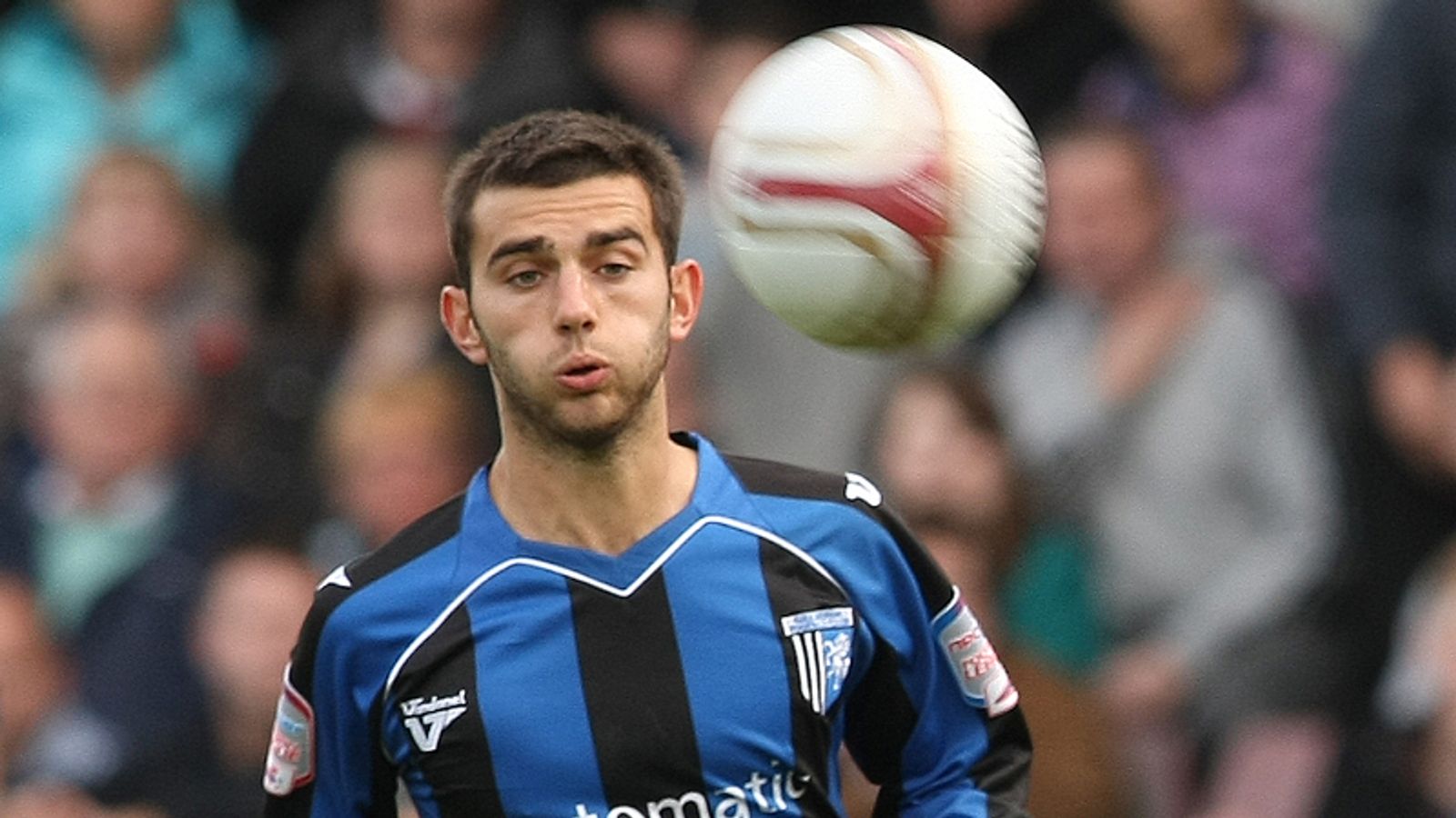 Peterborough complete the loan signing of Gillingham midfielder Jack ...