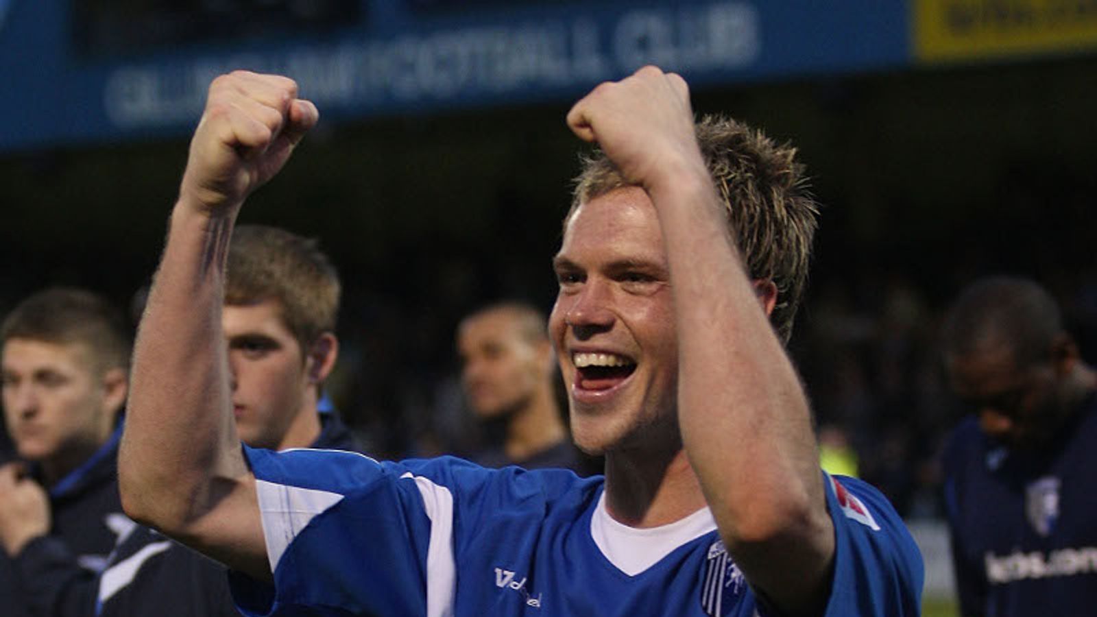 King earns praise from Hess | Football News | Sky Sports