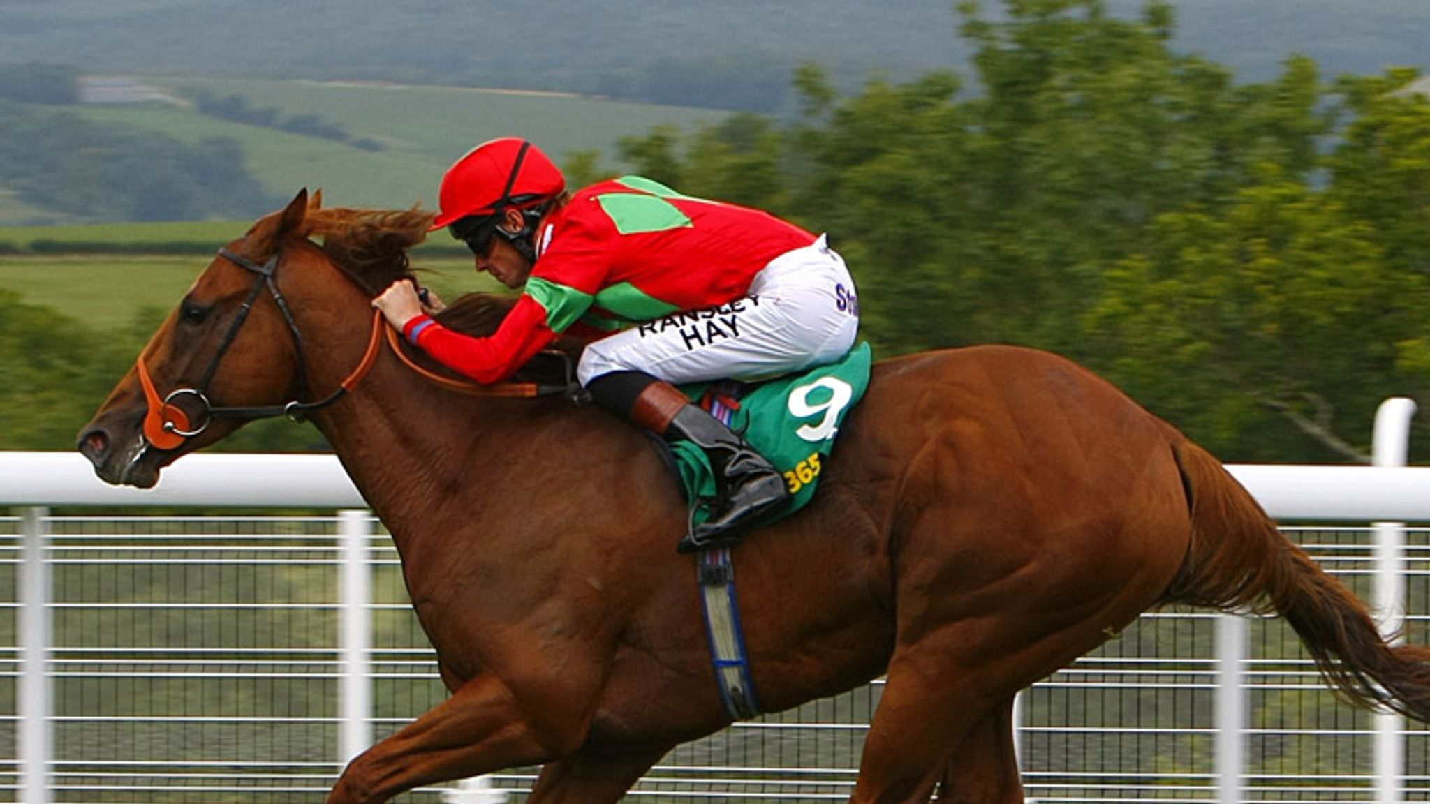 New Suit for Strong | Racing News | Sky Sports