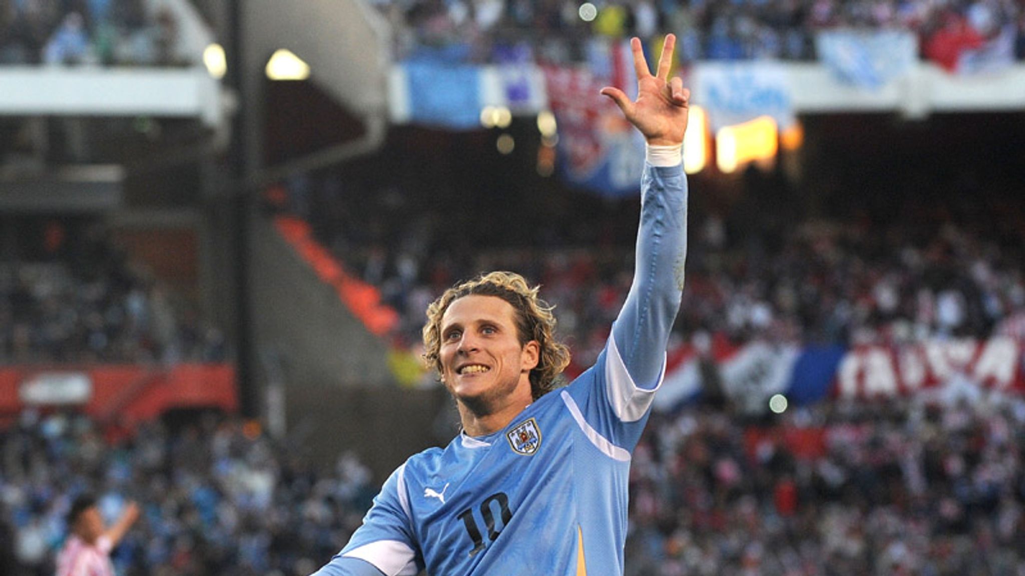 Forlan battling to return | Football News | Sky Sports