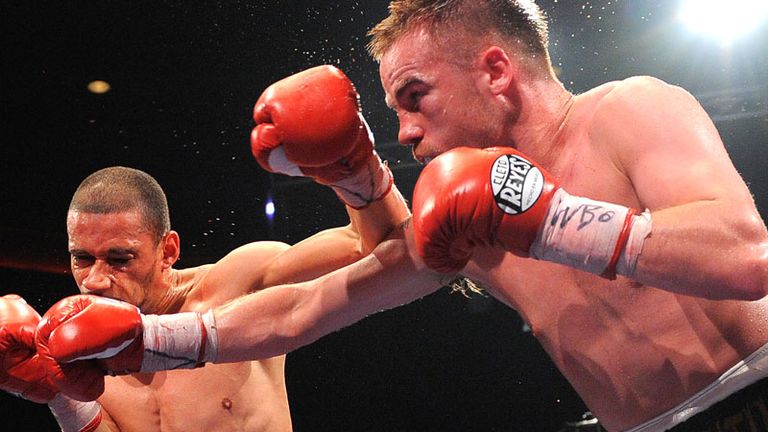 Scrappy win for Gavin | Boxing News | Sky Sports