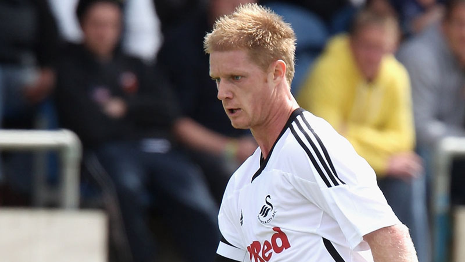 Tate using oxygen chamber | Football News | Sky Sports