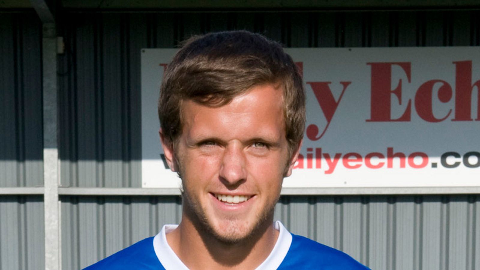 Dagenham sign Raymond | Football News | Sky Sports