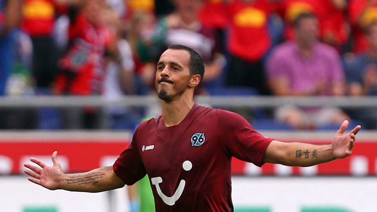 Hannover hammer Liege | Football News | Sky Sports