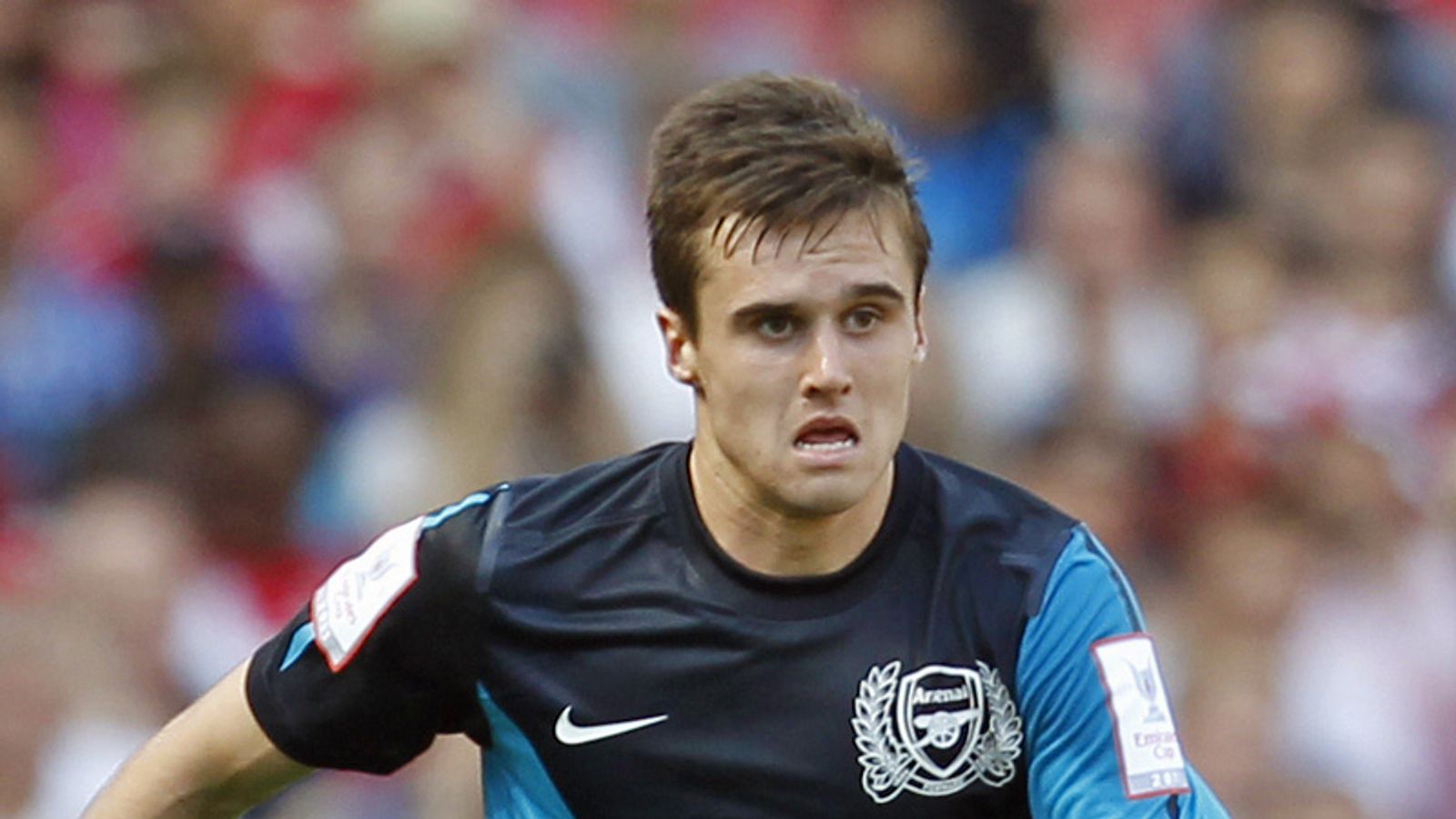 Jenkinson suffers knee injury | Football News | Sky Sports