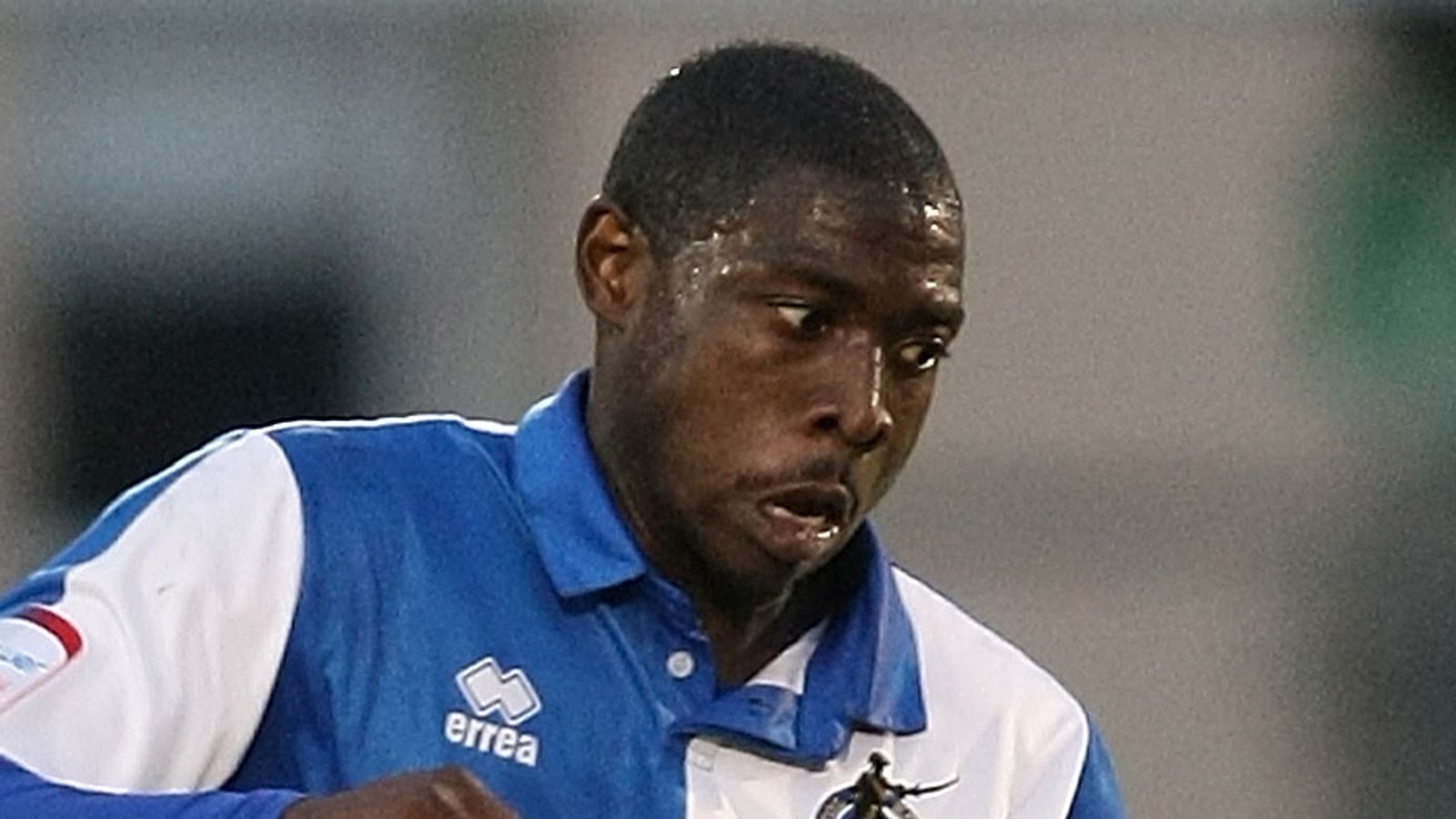 Go on now Jo, walk out Kuffour | Football News | Sky Sports