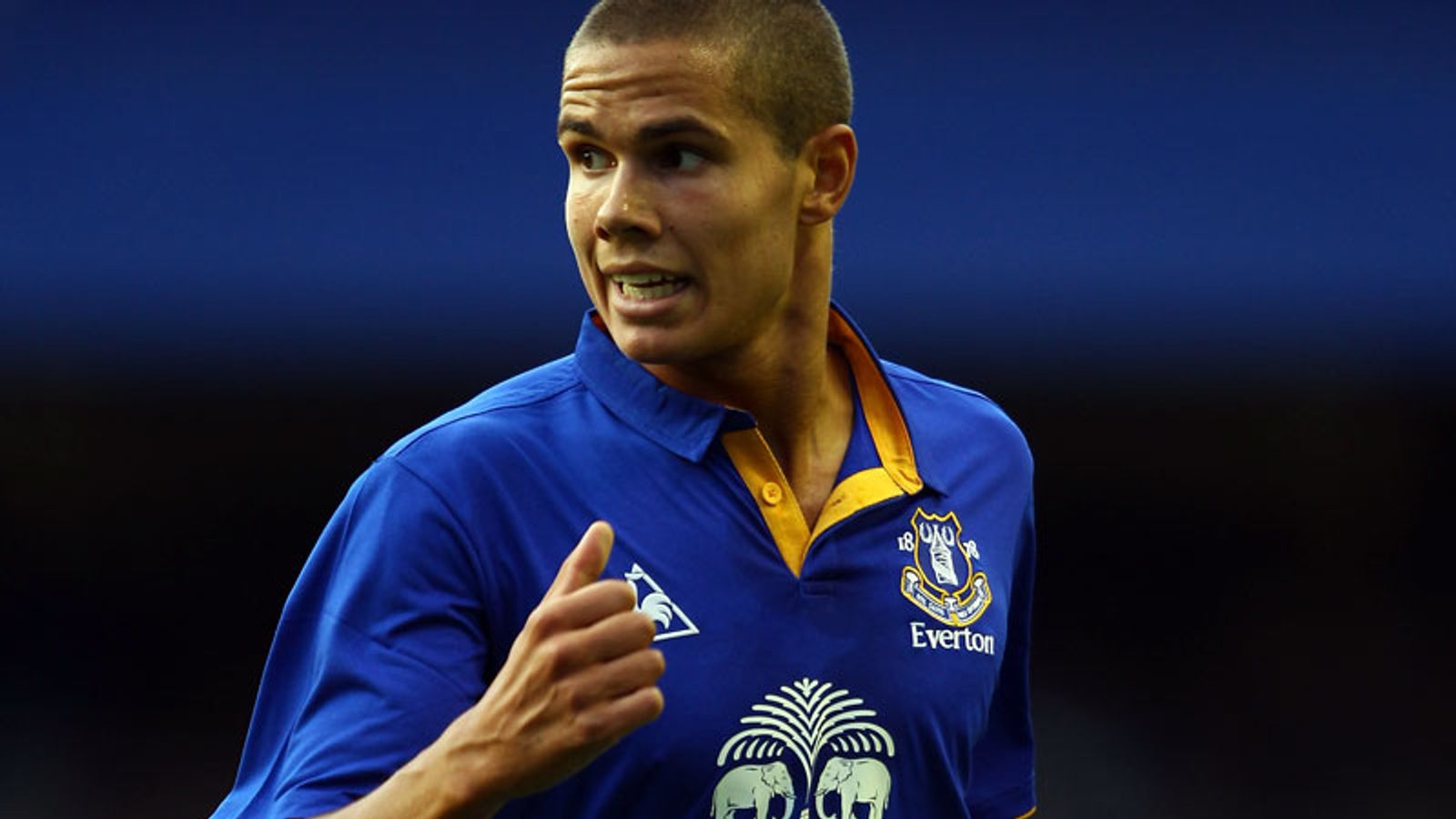 Rodwell welcomes McFadden | Football News | Sky Sports