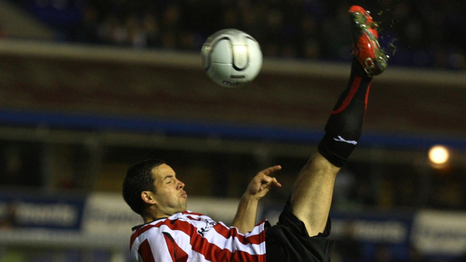 Wood turns his back on Bees | Football News | Sky Sports