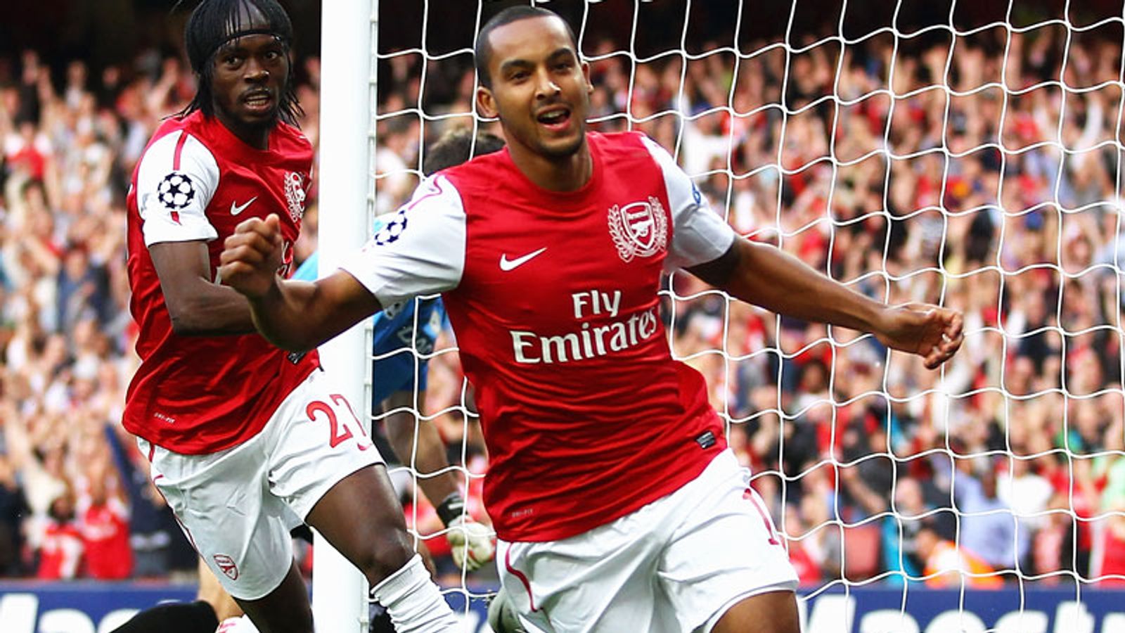 Walcott wants striking role | Football News | Sky Sports