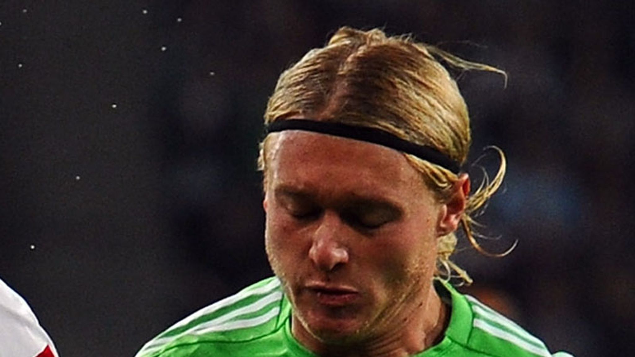 Transfer Window: Wolfsburg defender Simon Kjaer wants to fight for spot ...