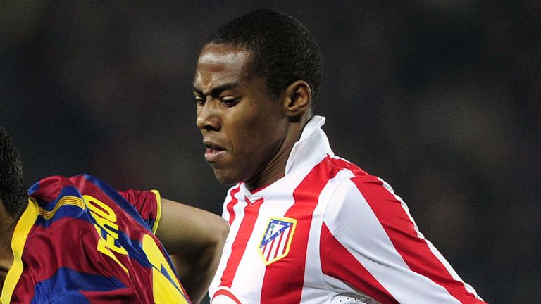 Sporting snap up Elias | Football News | Sky Sports