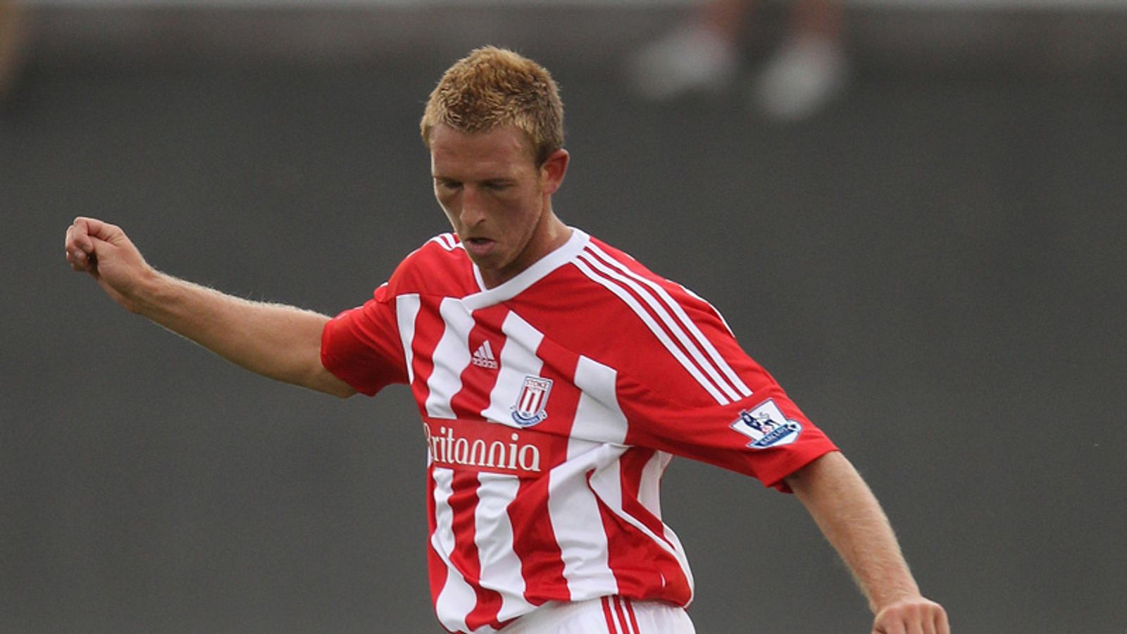 Collins joins Forest | Football News | Sky Sports