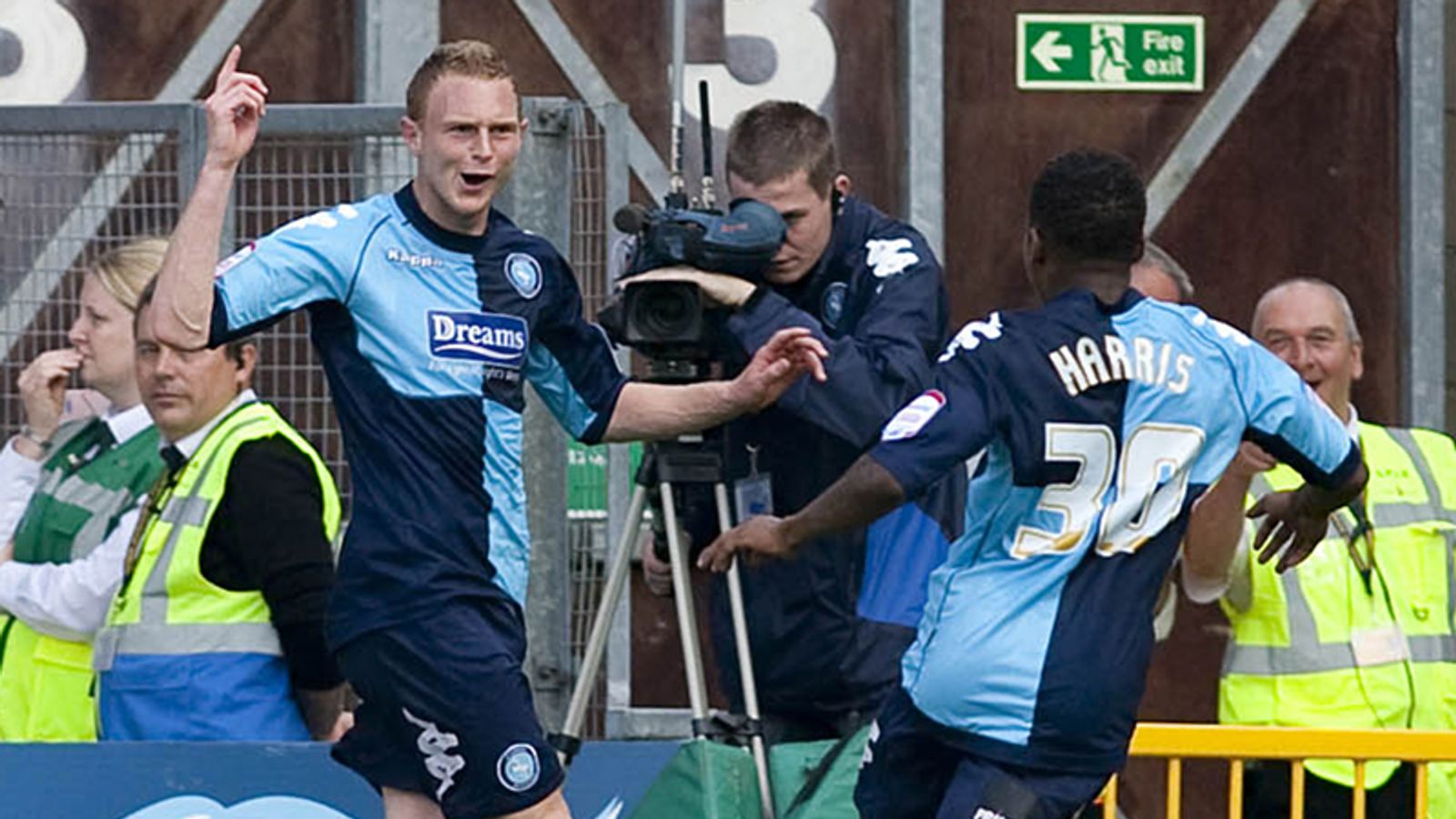 Westley finally lands Beavon | Football News | Sky Sports