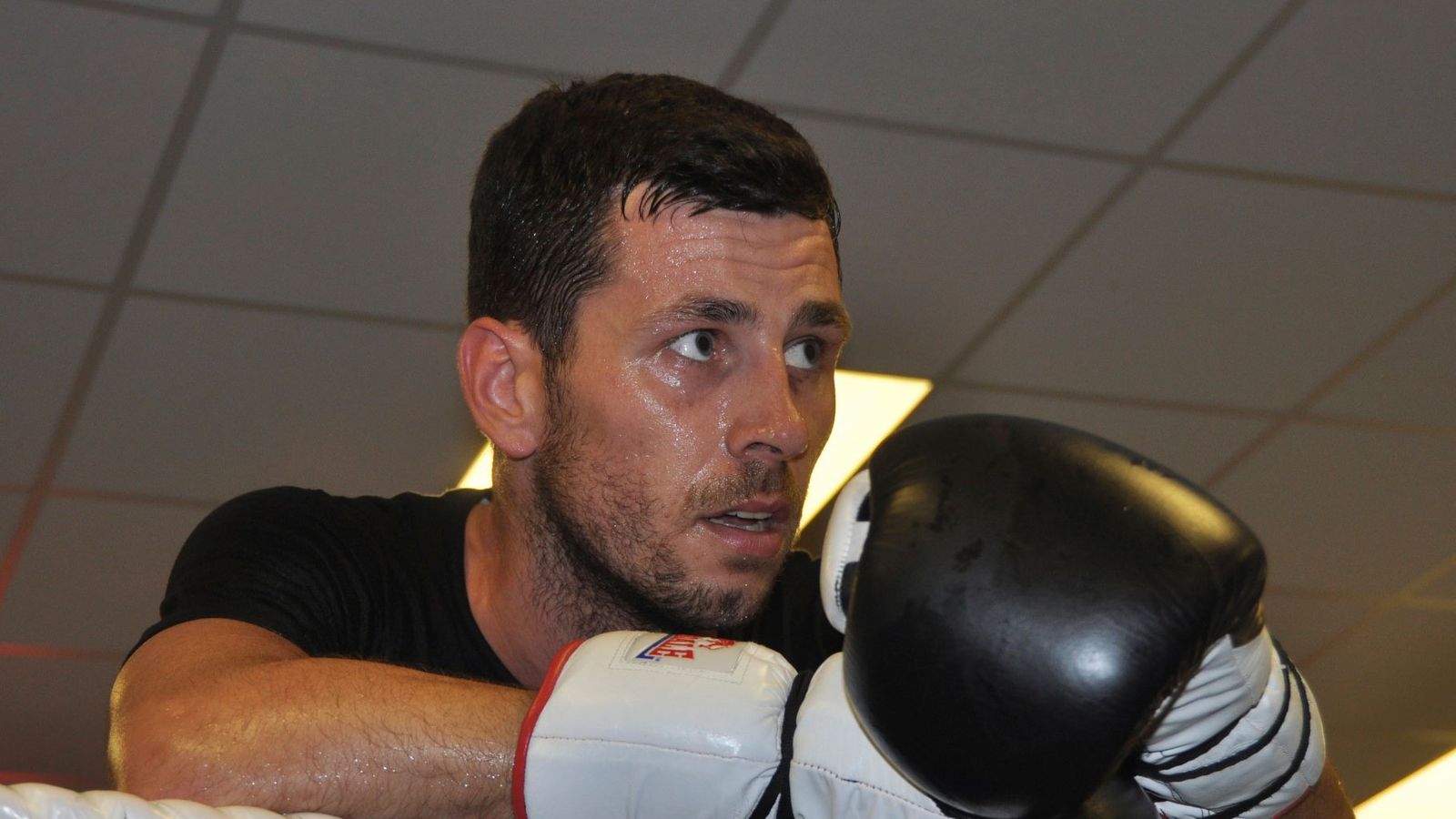 Barker set for Chavez showdown | Boxing News | Sky Sports
