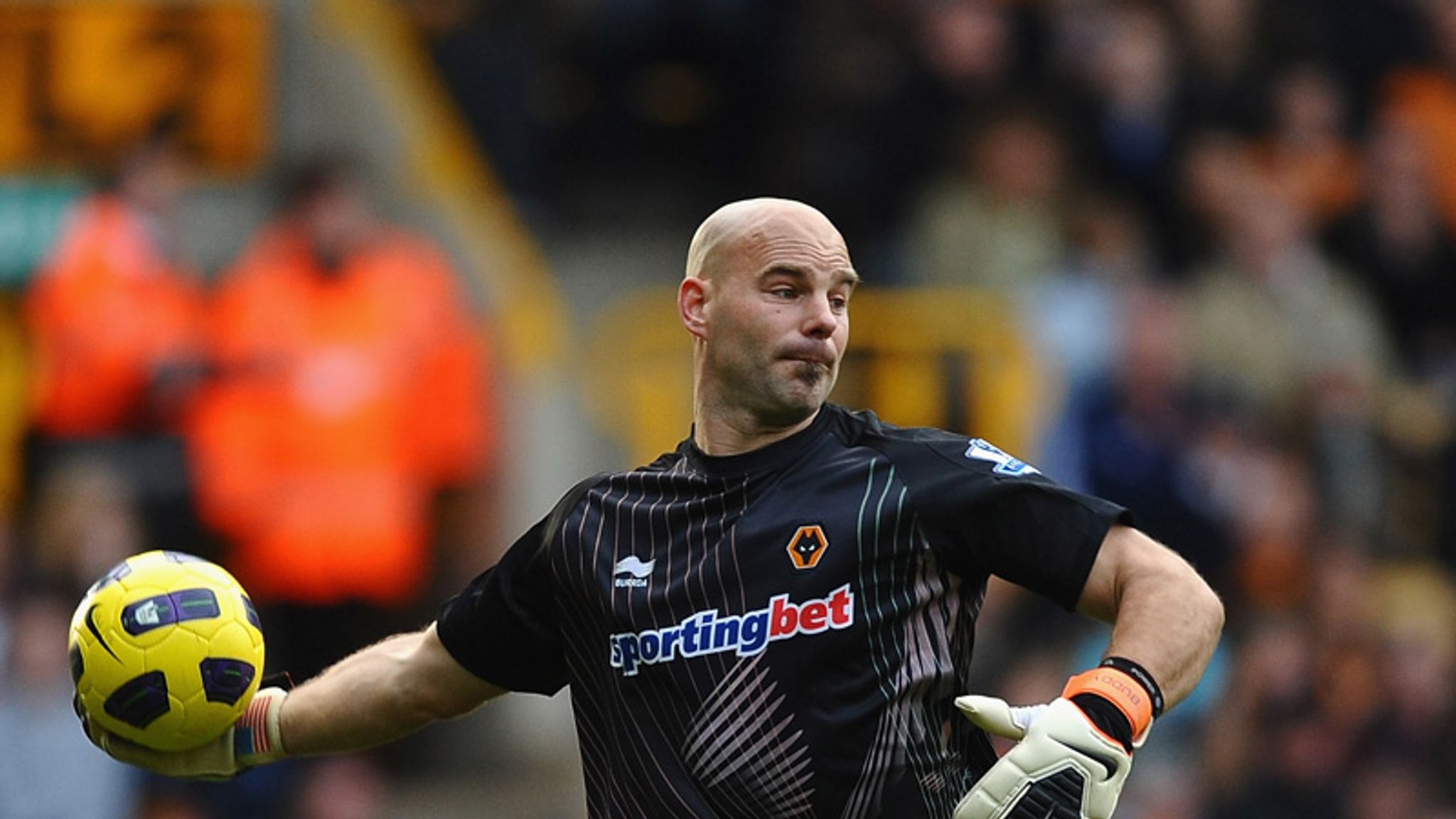American goalkeeper Marcus Hahnemann is set to sign for Seattle ...