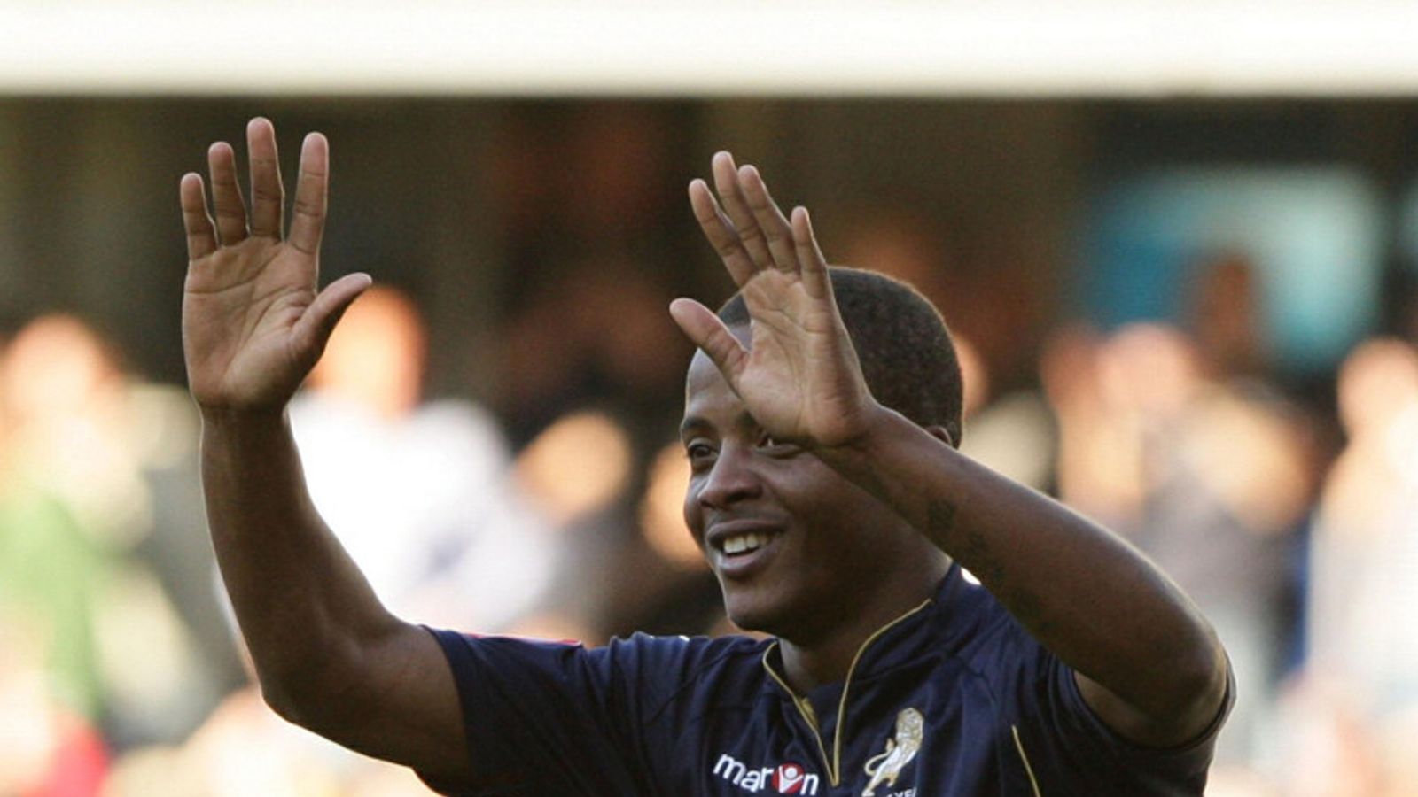 Lisbie eyes Orient promotion | Football News | Sky Sports