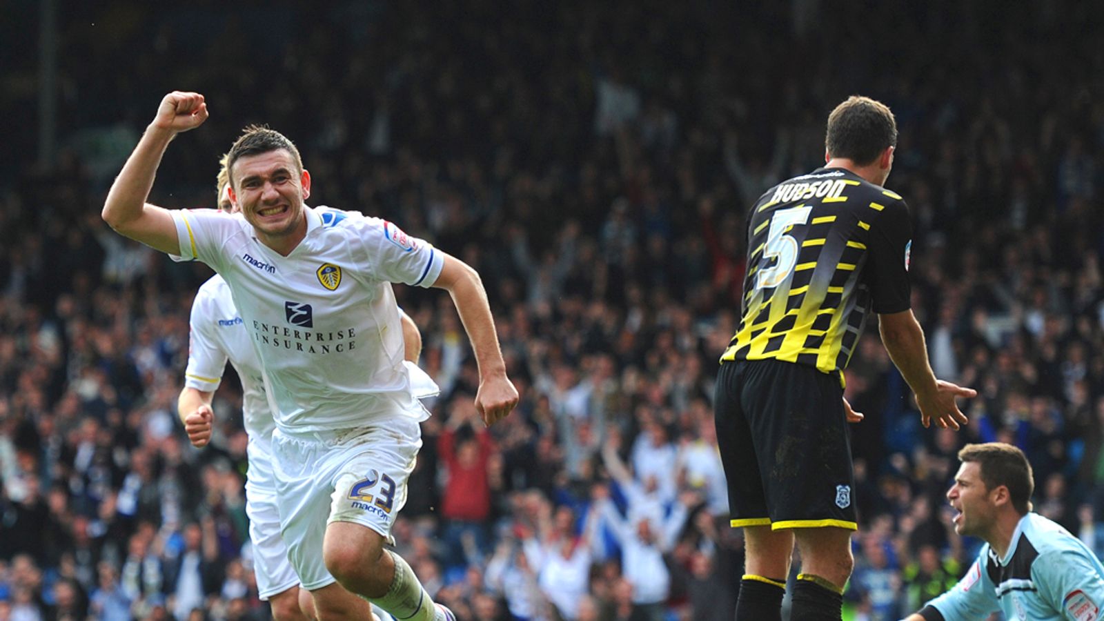 Snodgrass strike saves Leeds | Football News | Sky Sports