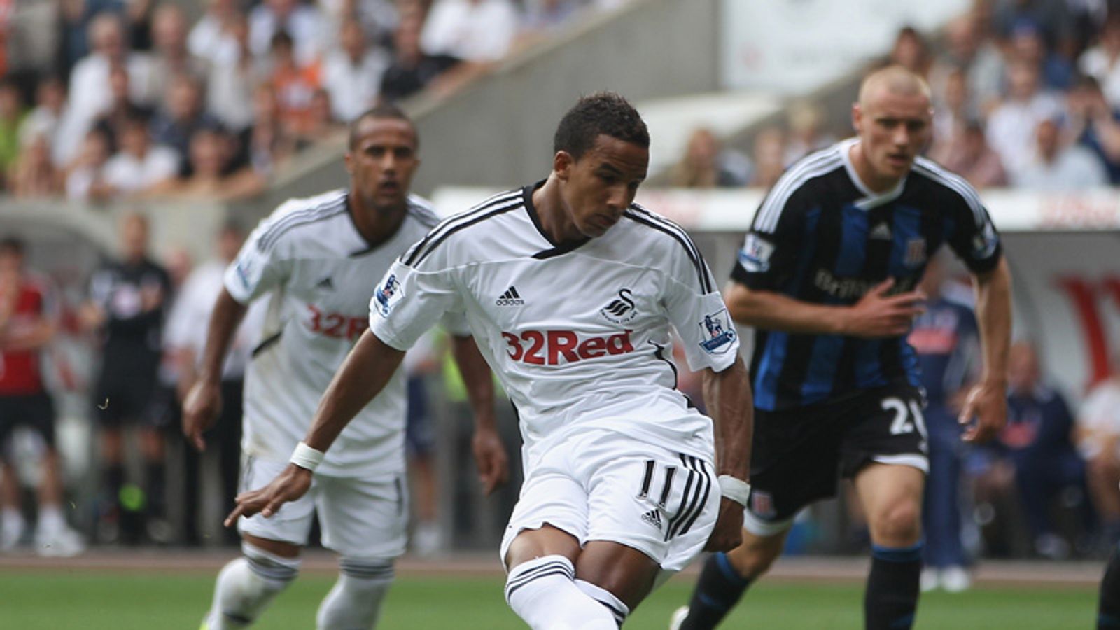 Rodgers - No Sinclair talks | Football News | Sky Sports