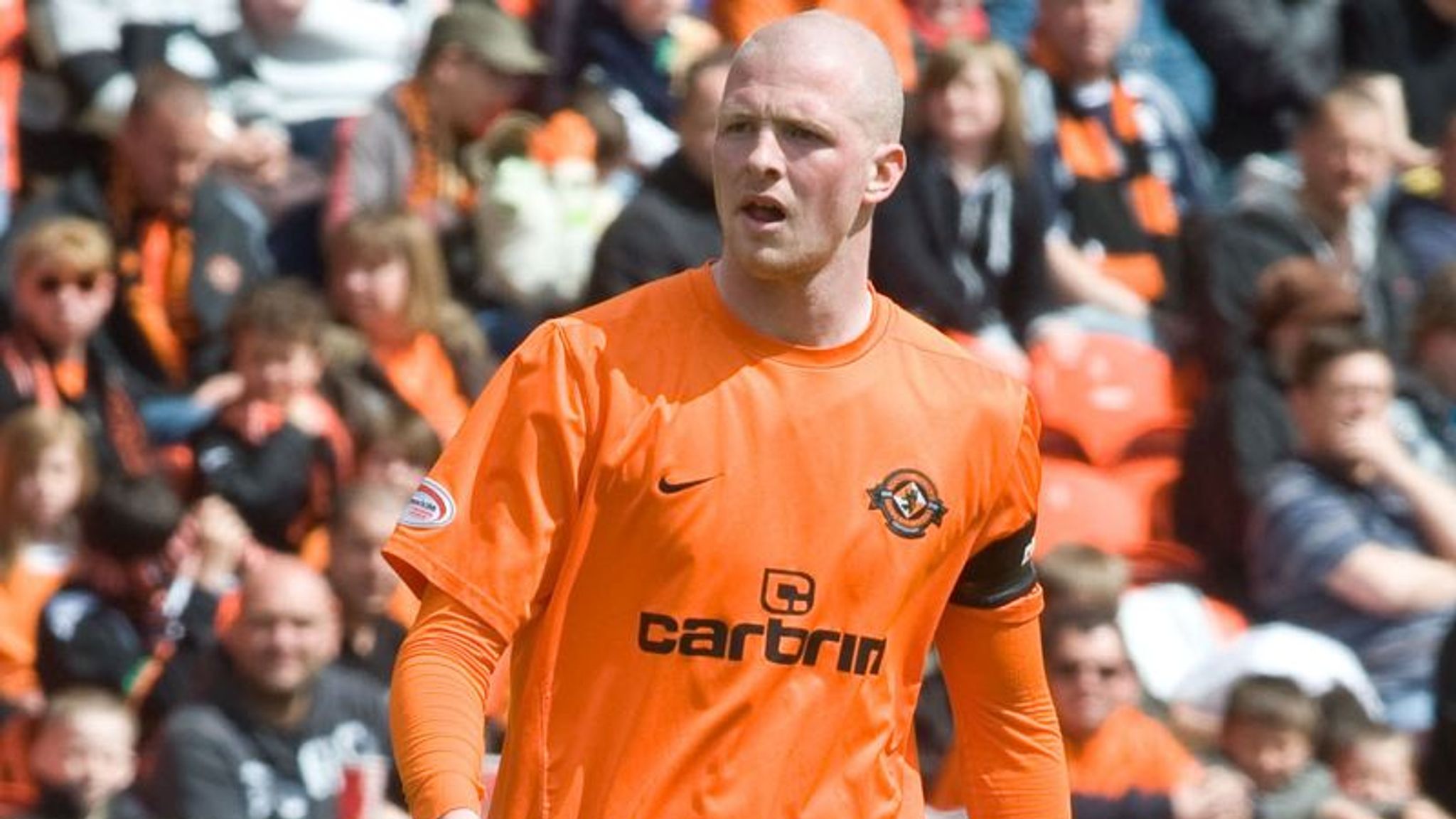 Pirates confirm Kenneth deal | Football News | Sky Sports