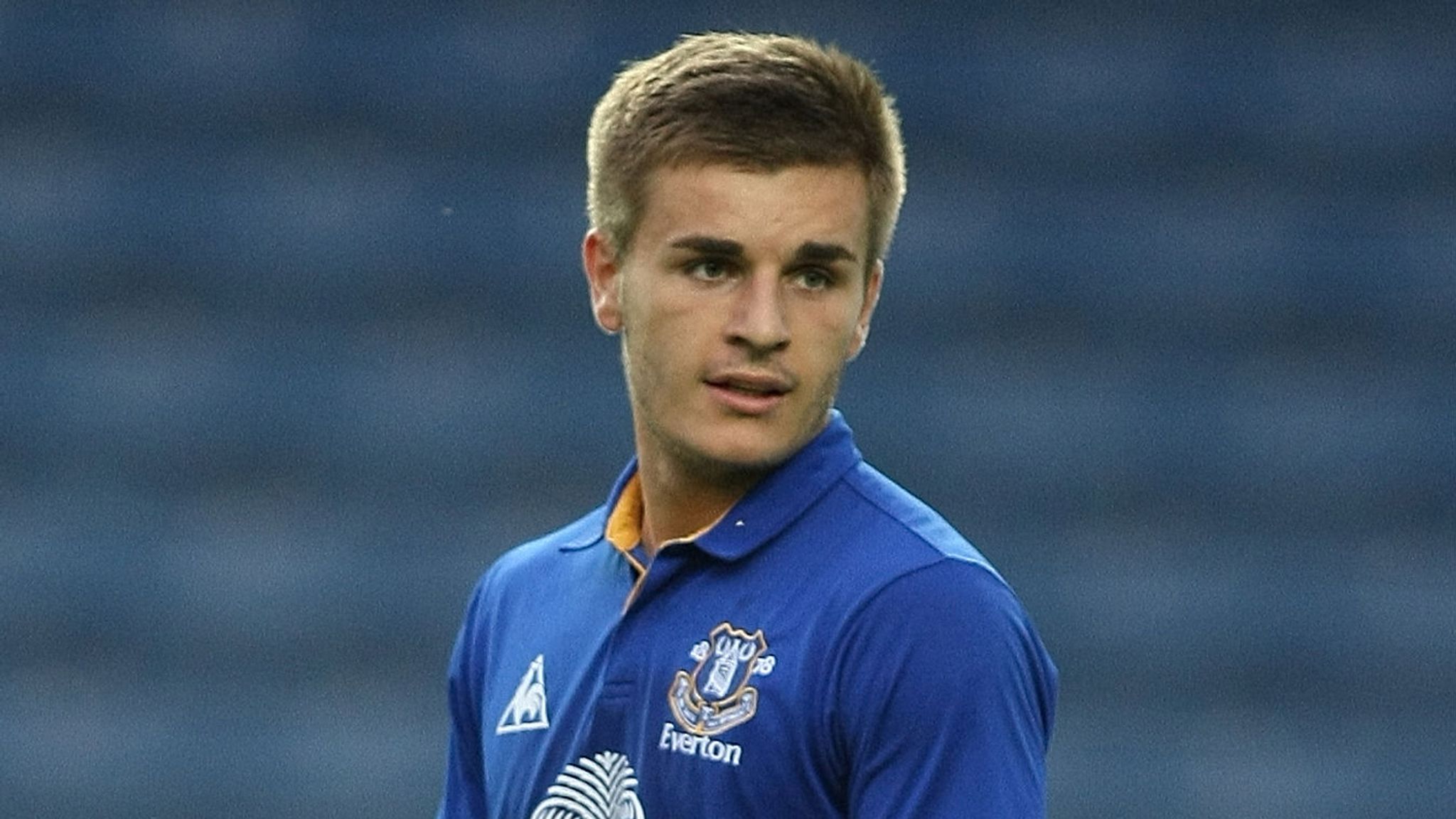 Garbutt set for Robins stay | Football News | Sky Sports