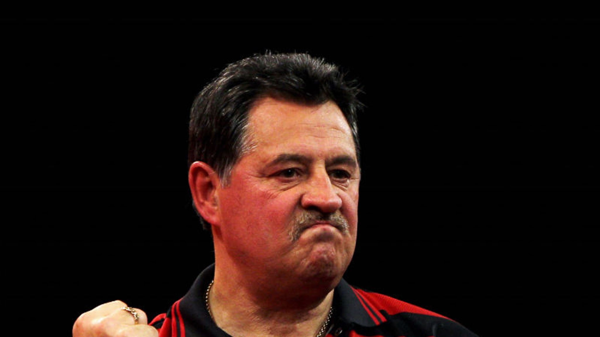 Veteran world champion Dennis Priestley wins Dutch Darts Masters place ...