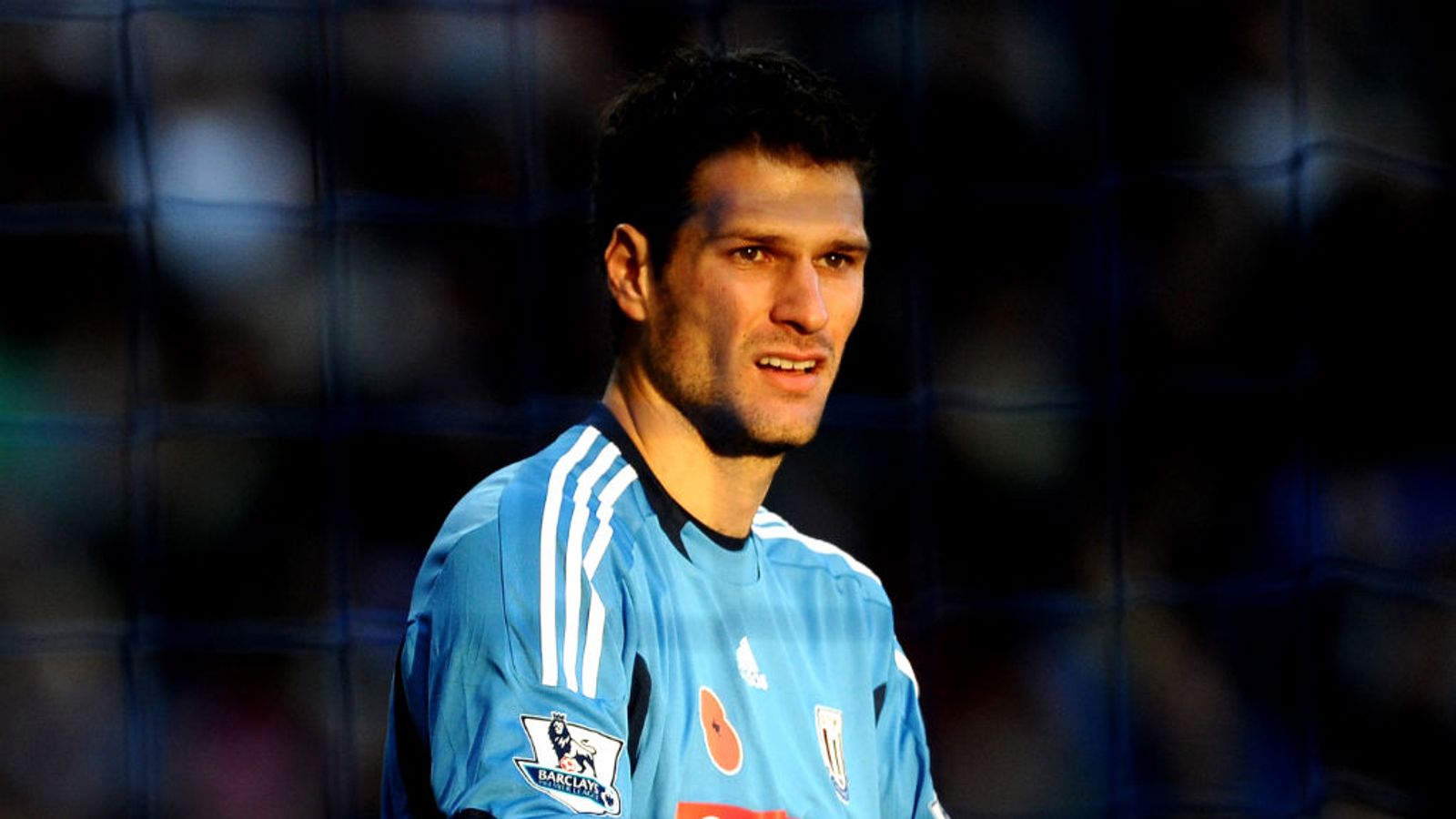 Pulis stands by Begovic | Football News | Sky Sports
