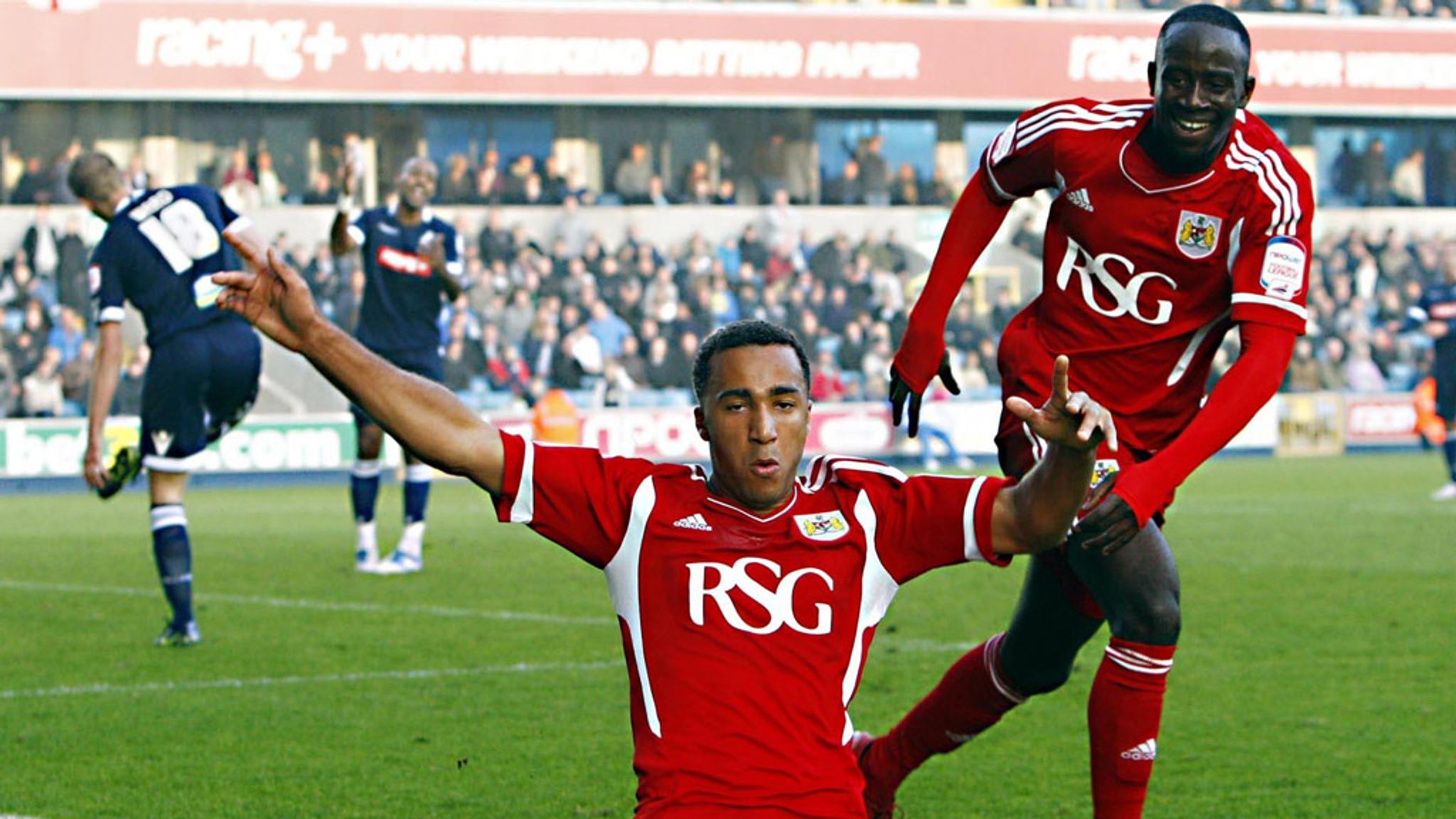 Maynard hails McInnes | Football News | Sky Sports