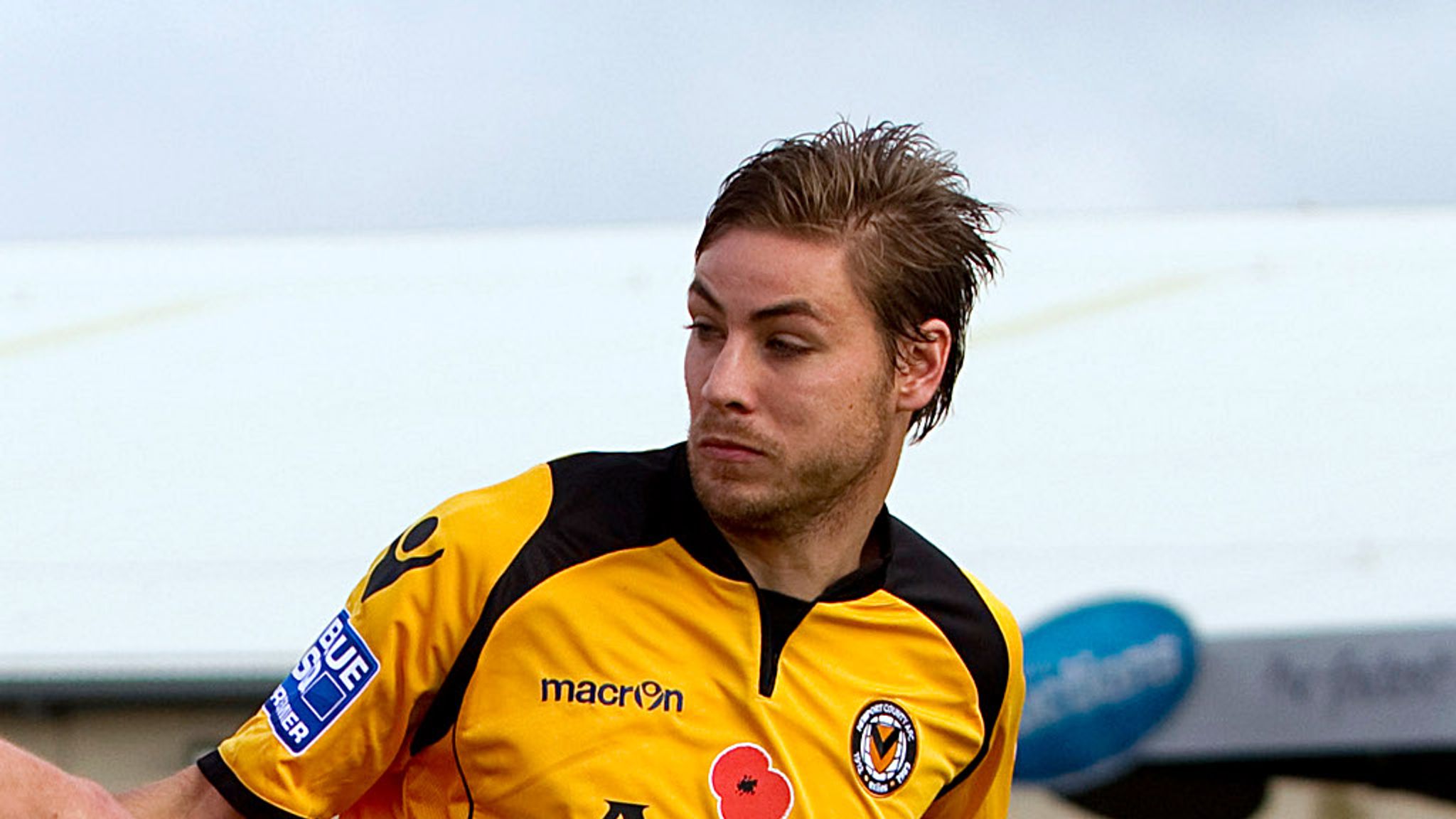 Glovers secure new recruits | Football News | Sky Sports