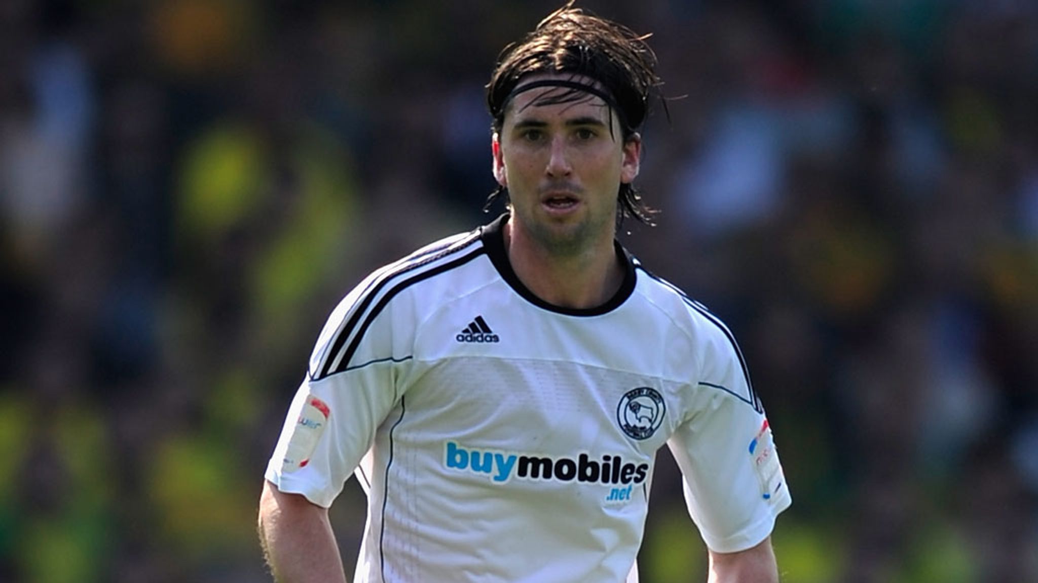 Clough to give Barker run-out | Football News | Sky Sports