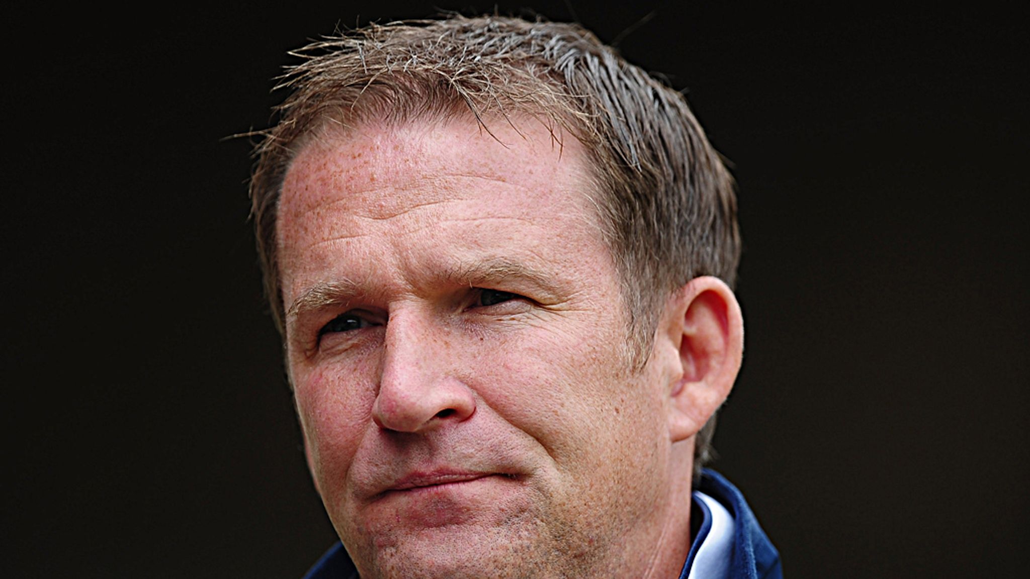 Bates backs Grayson | Football News | Sky Sports