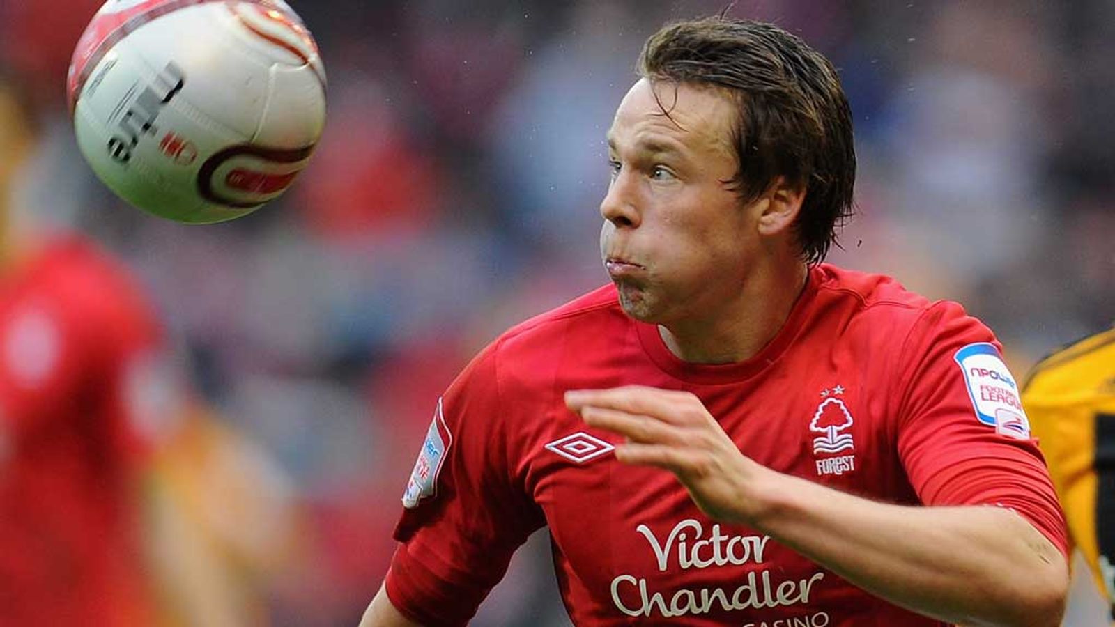 Royals agree Gunter fee | Football News | Sky Sports