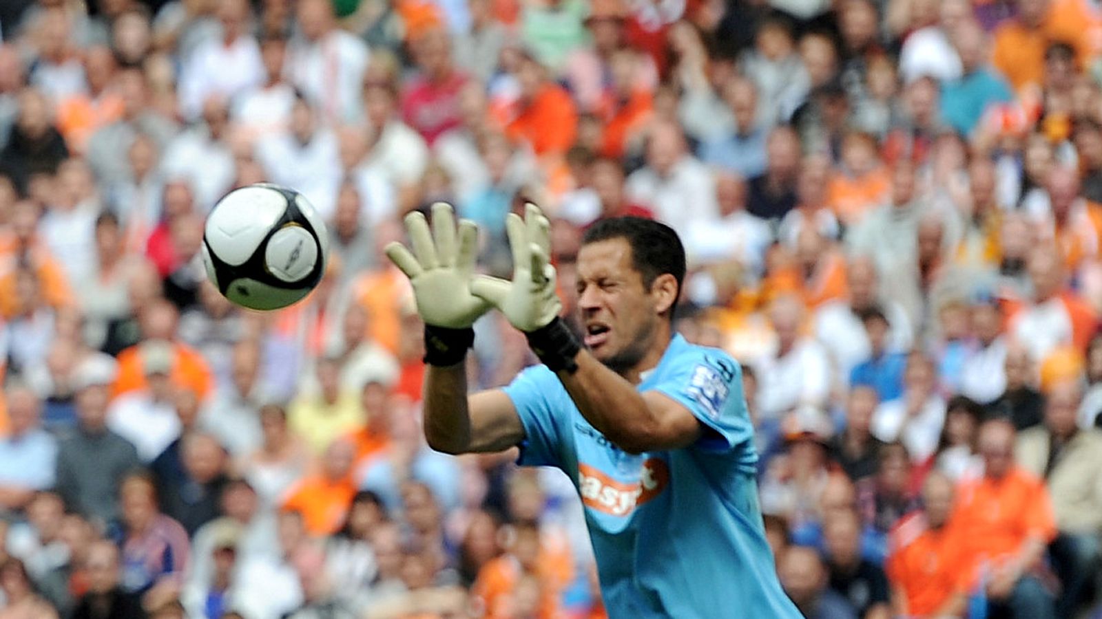 Tyler extends Luton stay | Football News | Sky Sports