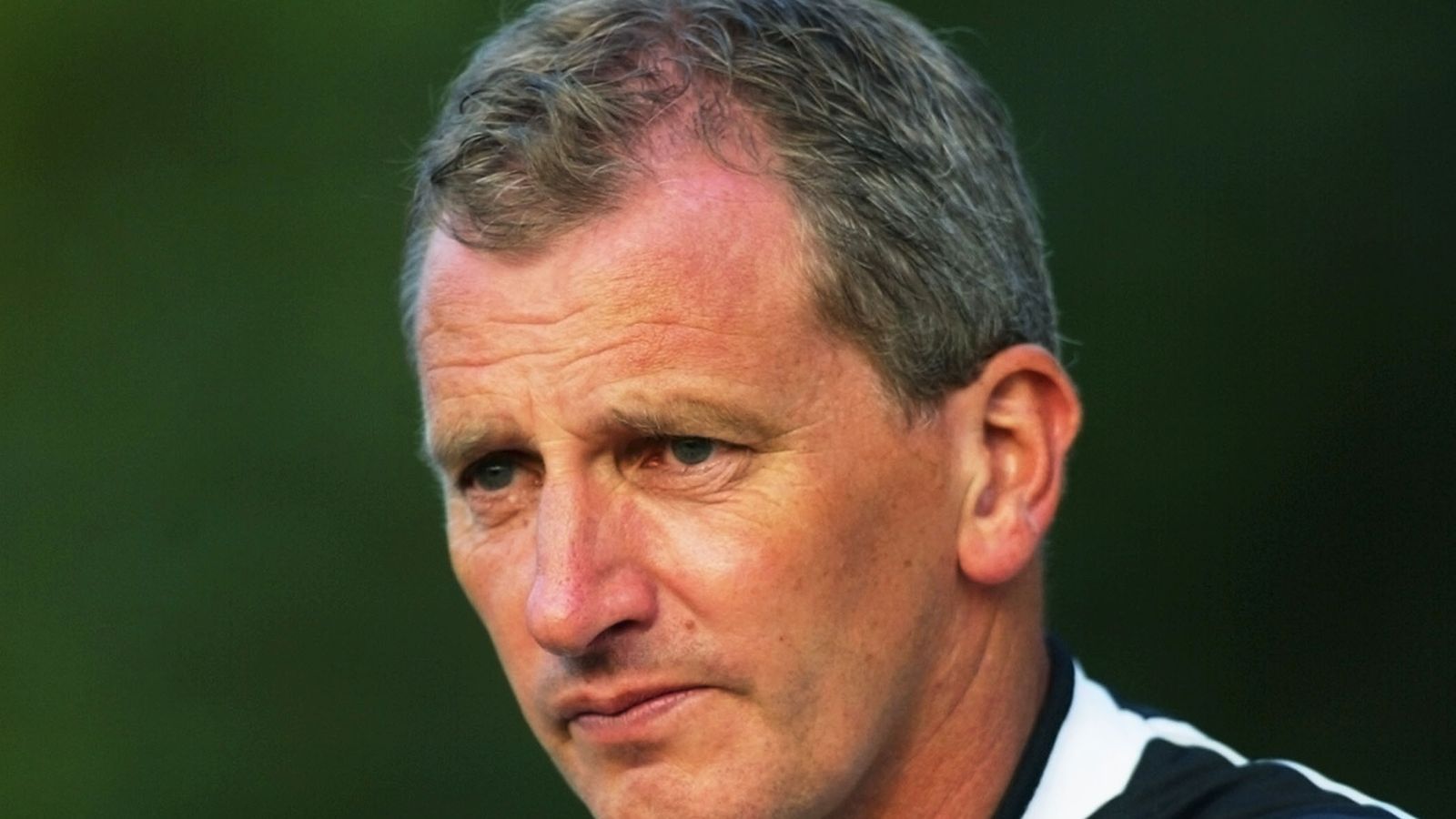 Hinshelwood returns to Pompey | Football News | Sky Sports