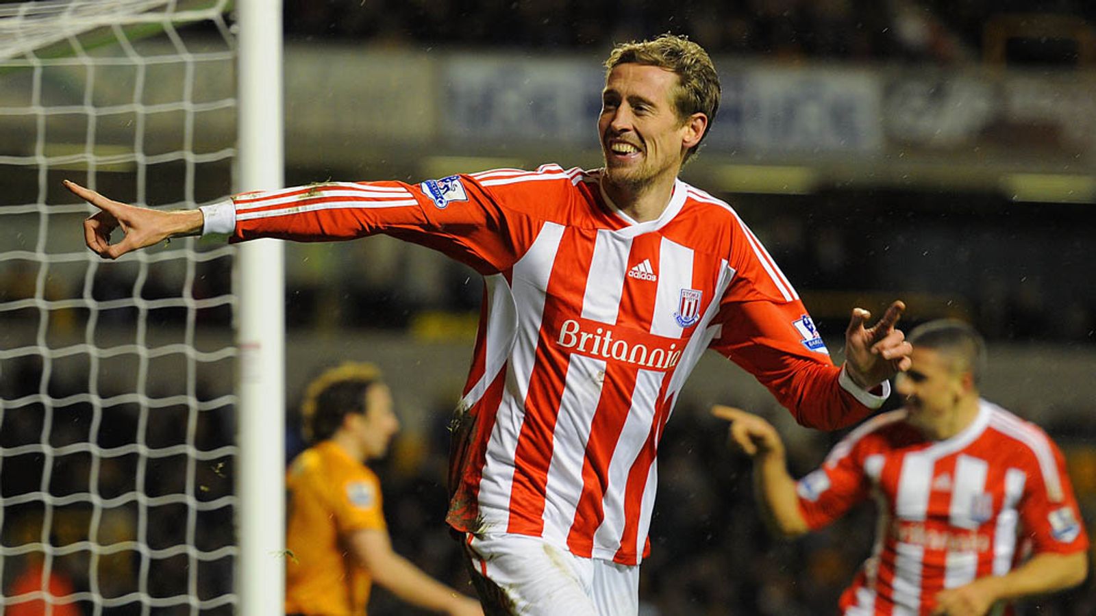 Pulis praises Crouch | Football News | Sky Sports