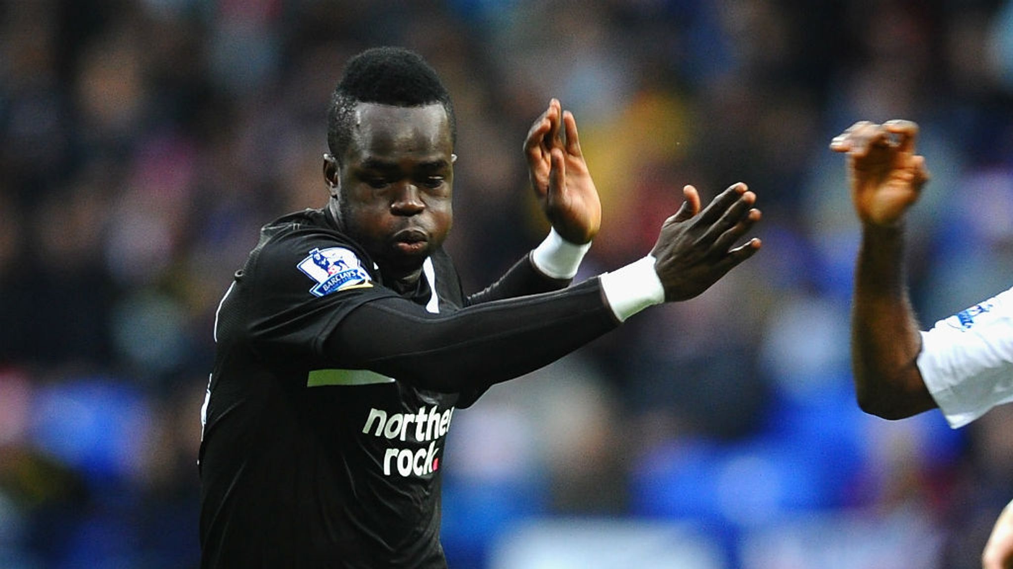Tiote - Toon can grab fourth | Football News | Sky Sports